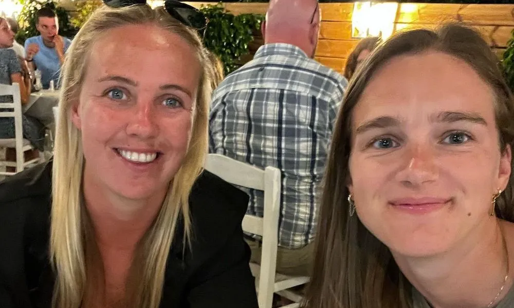 Beth Mead partner: Vivianne Miedema is gay footballer's girlfriend