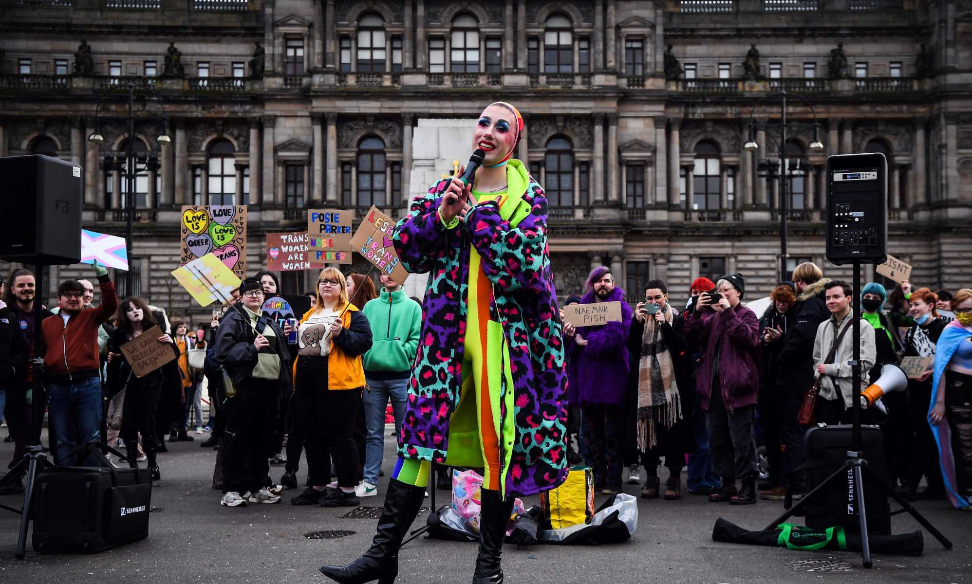 Posie Parker rally attended by fascists and Holocaust deniers