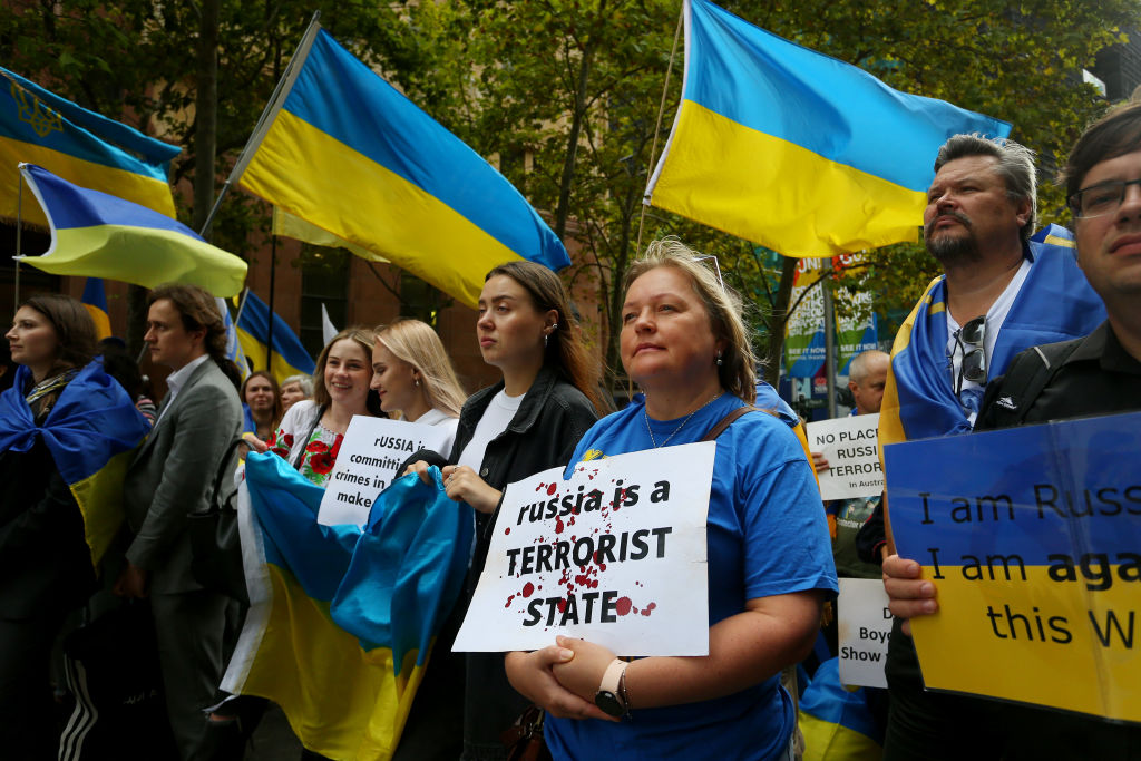 Ukraine war: Trans teen fears being buried under wrong name