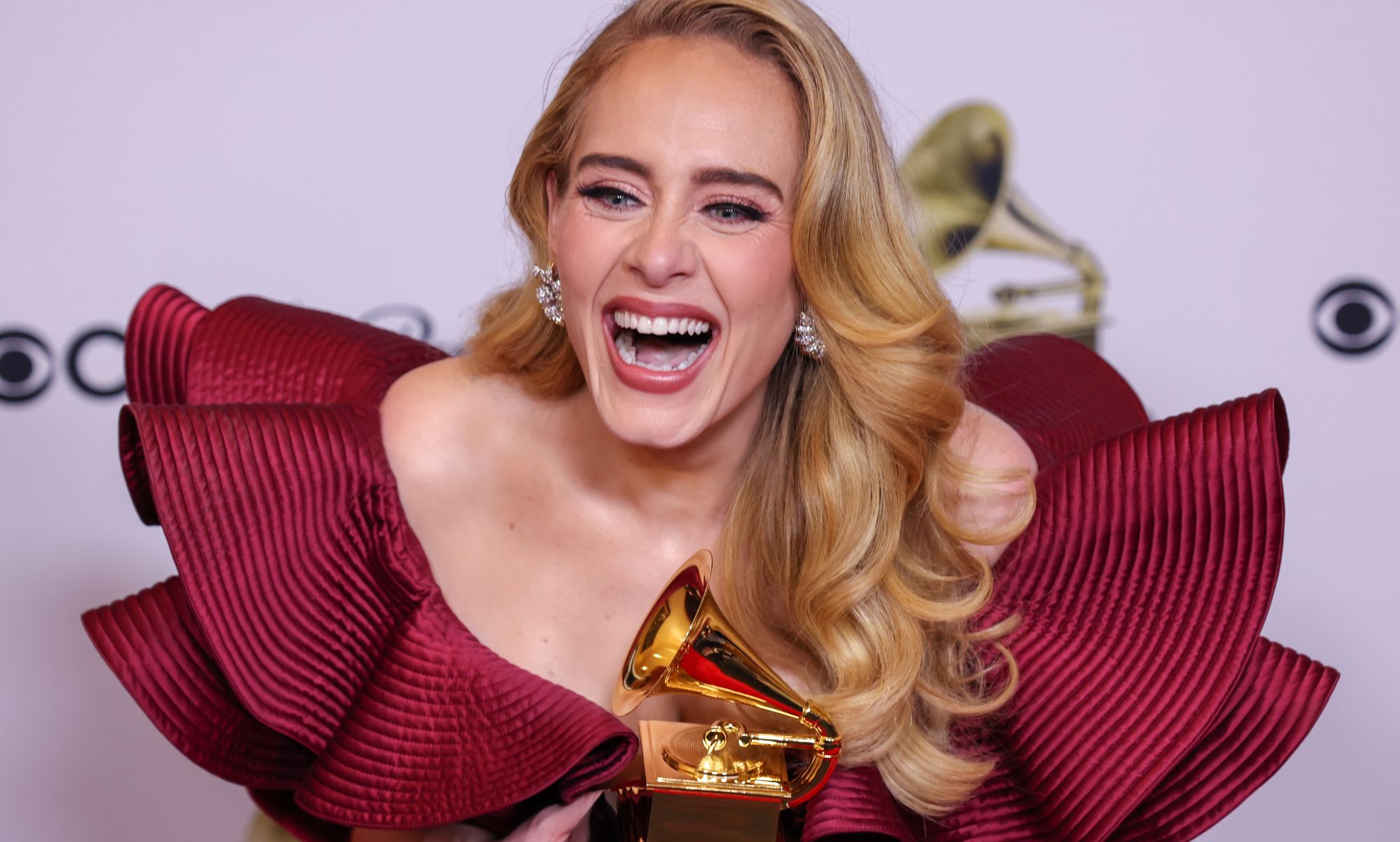 Adele reveals what she really said about Rihanna at Super Bowl