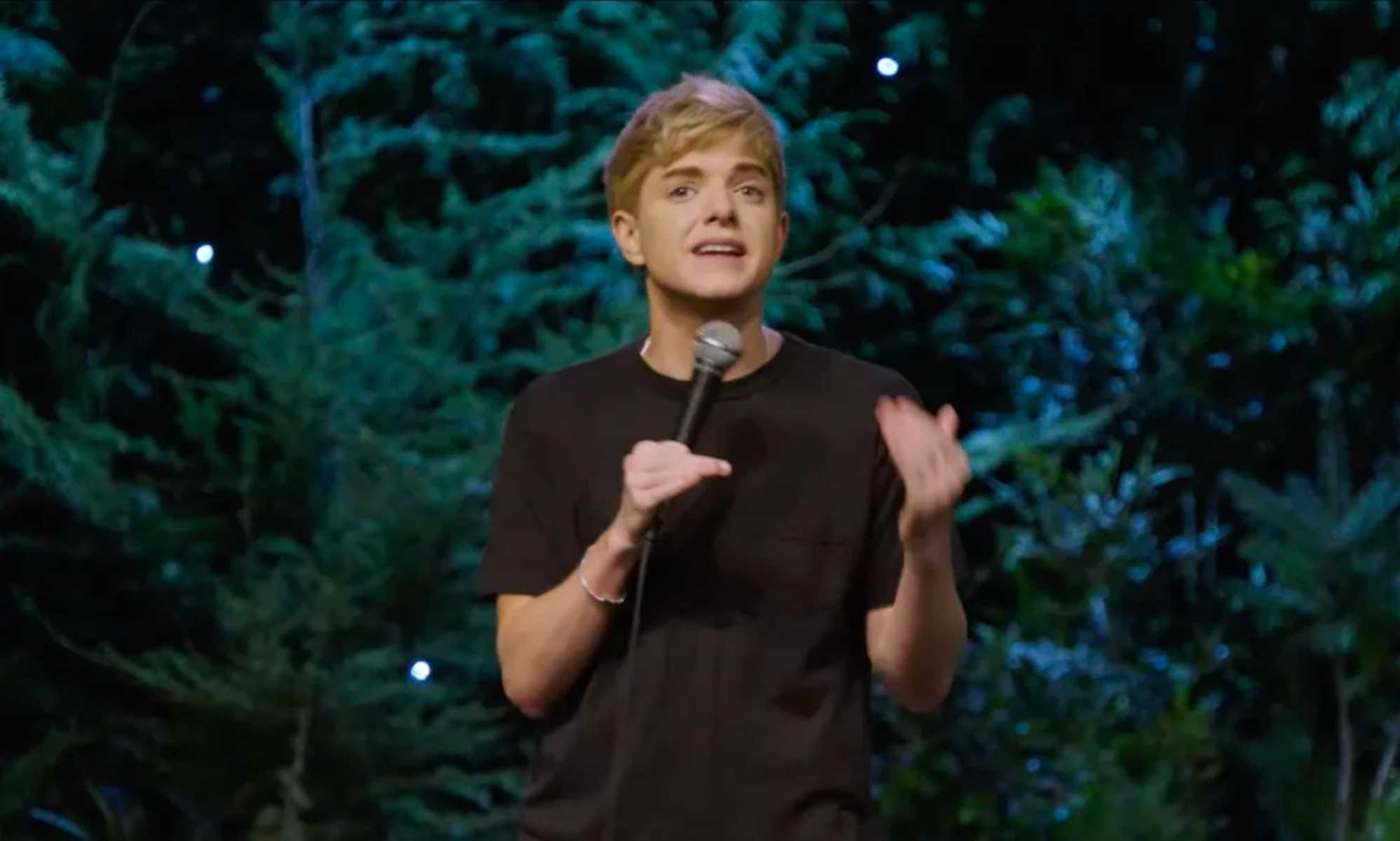 Mae Martin's Netflix comedy special SAP drops hilarious first look