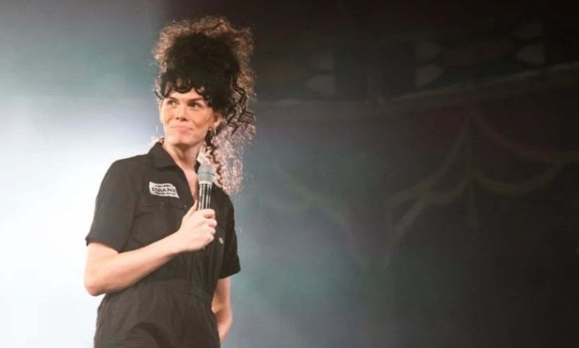 Sam Nicoresti is first trans comic to win Edinburgh Fringe award