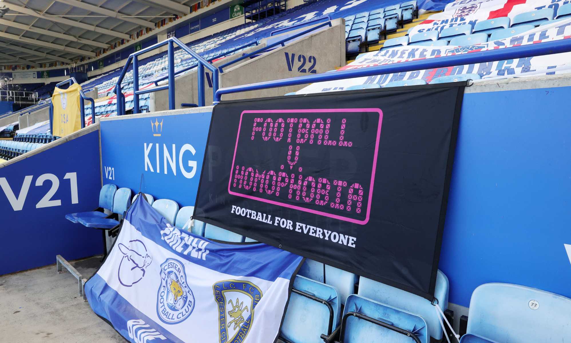 The first delightfully chaotic Barbie trailer is here and the internet ...