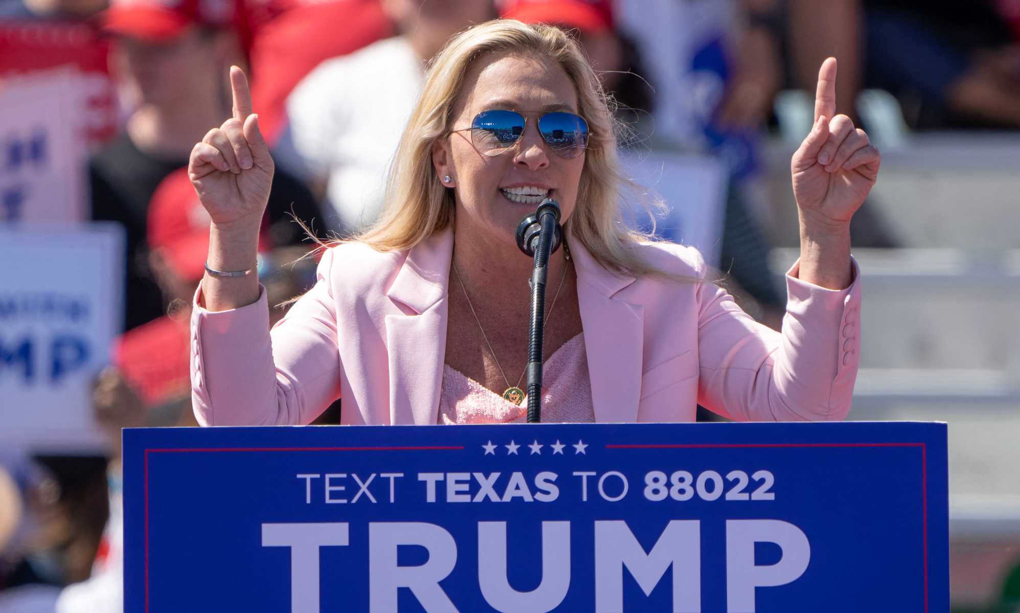 Taylor Swift and Olivia Rodrigo quash feud rumours at MTV VMAs