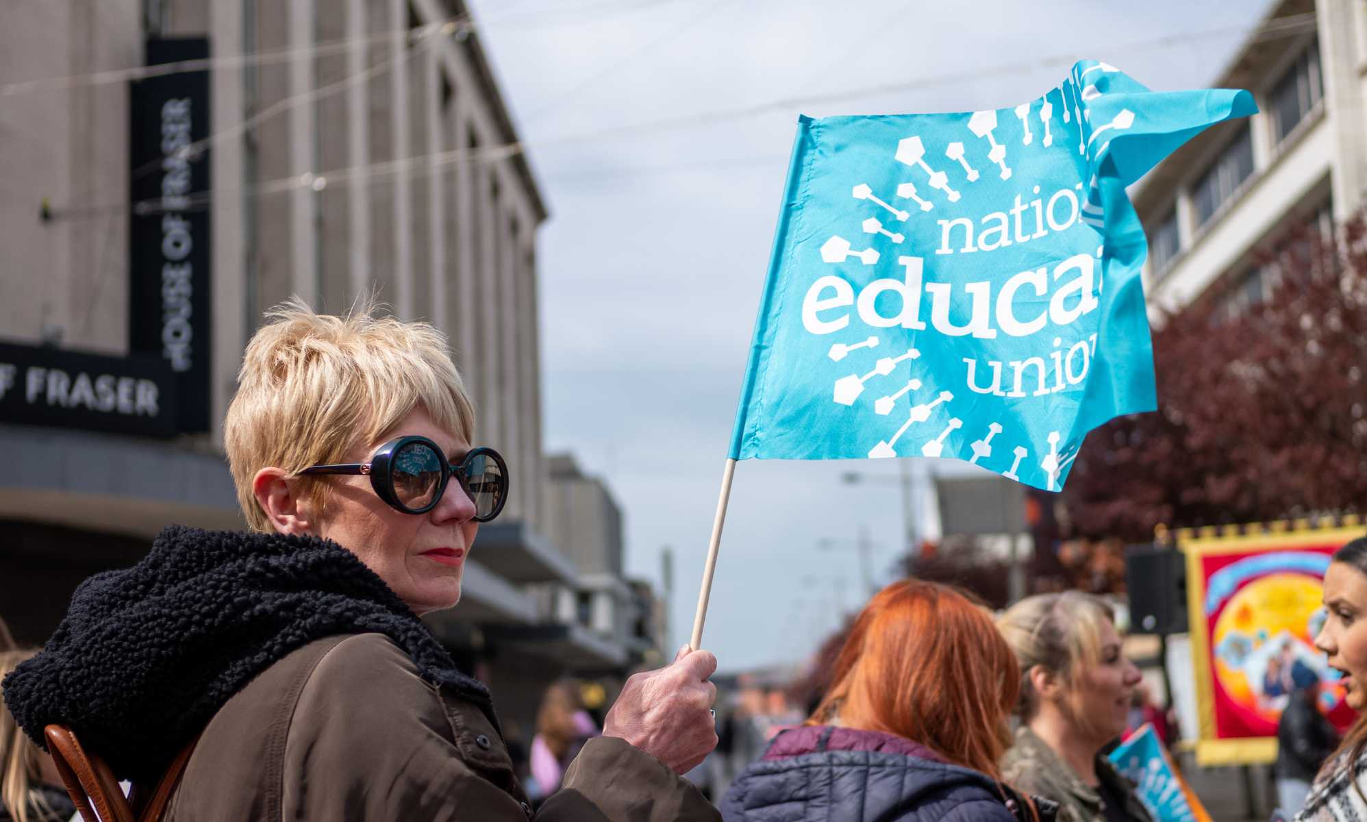 National Education Union vows to protect trans people