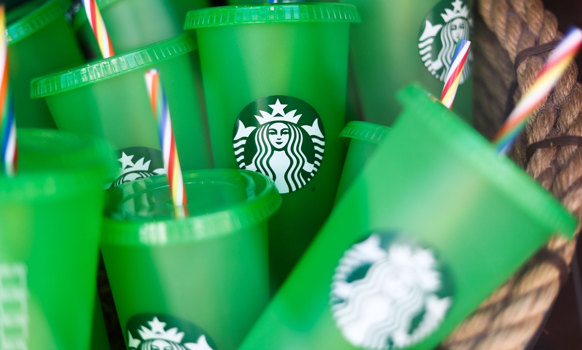 Starbucks launches festive campaign with lesbian twist