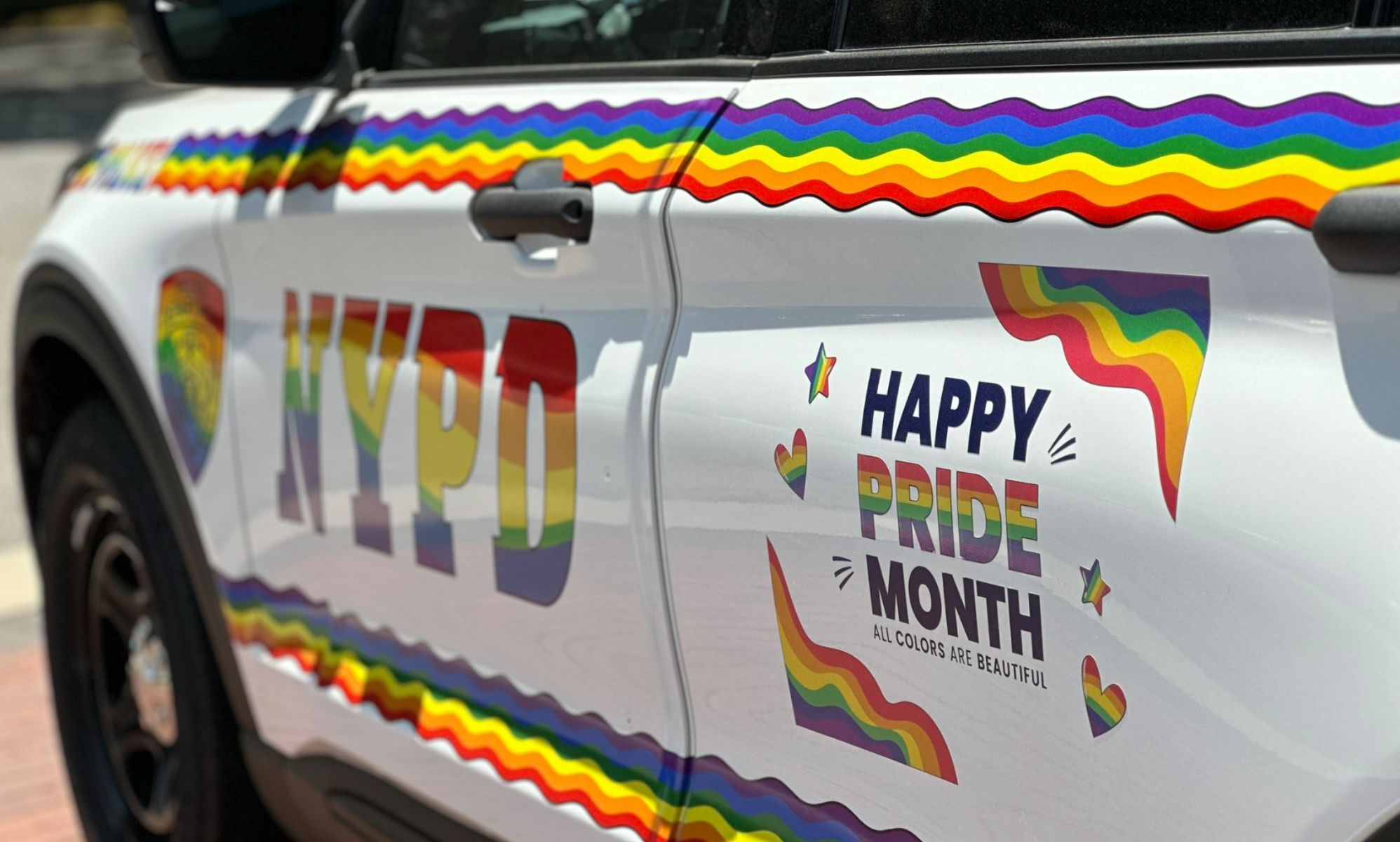 Chicago marks Pride with rainbow crossings | PinkNews
