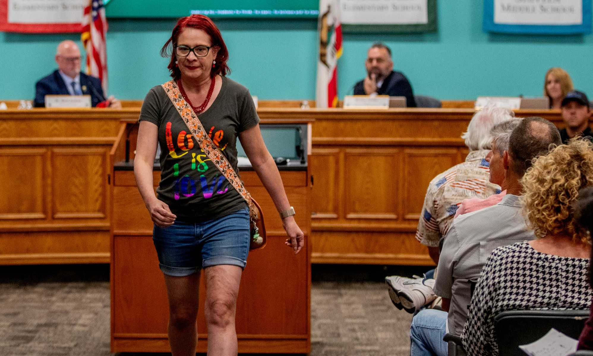 Glendale school protests see anti-LGBTQ activists clash with police