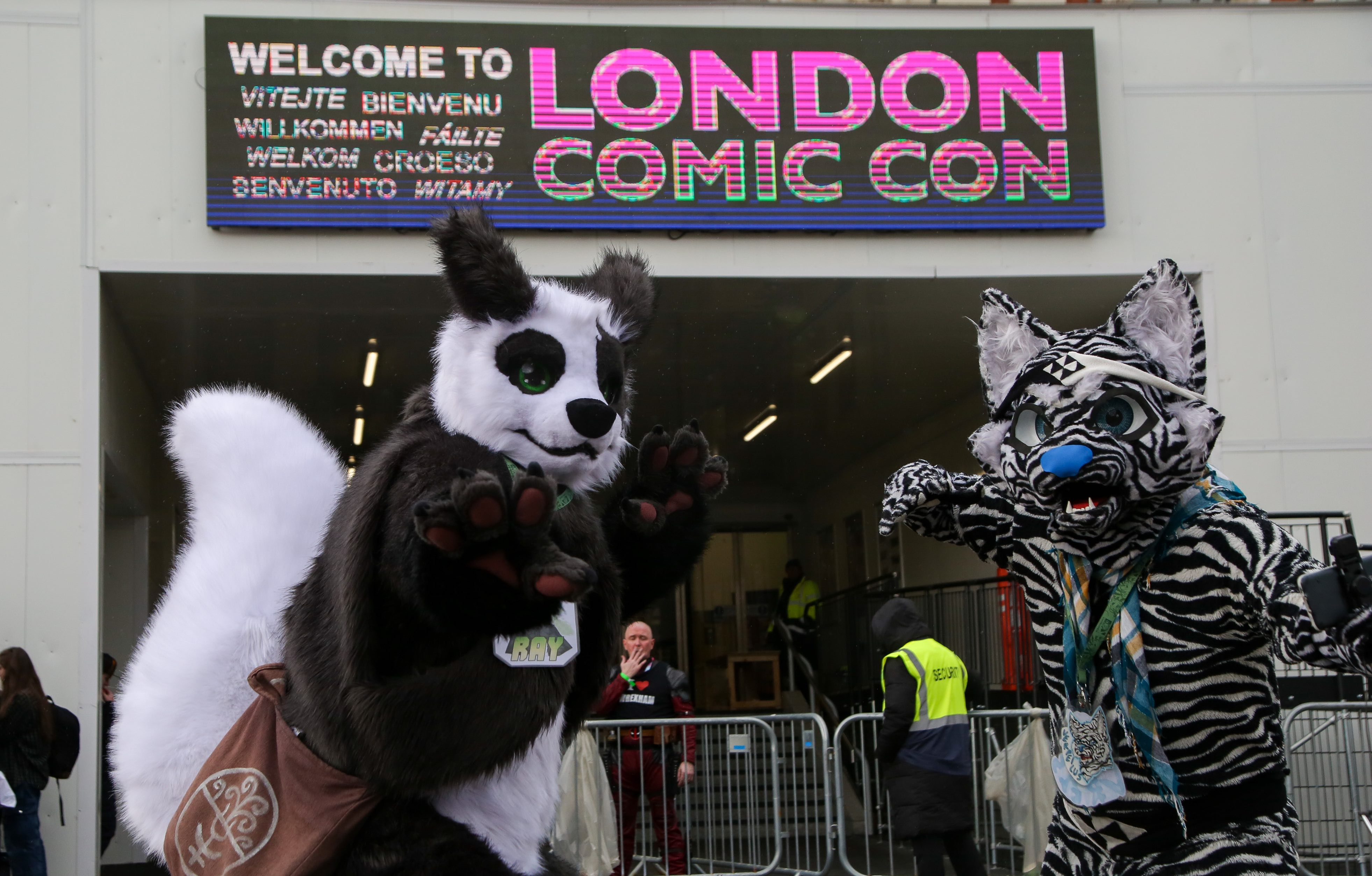 Harry Potter panel at pulled from Comic Con after charity complaint
