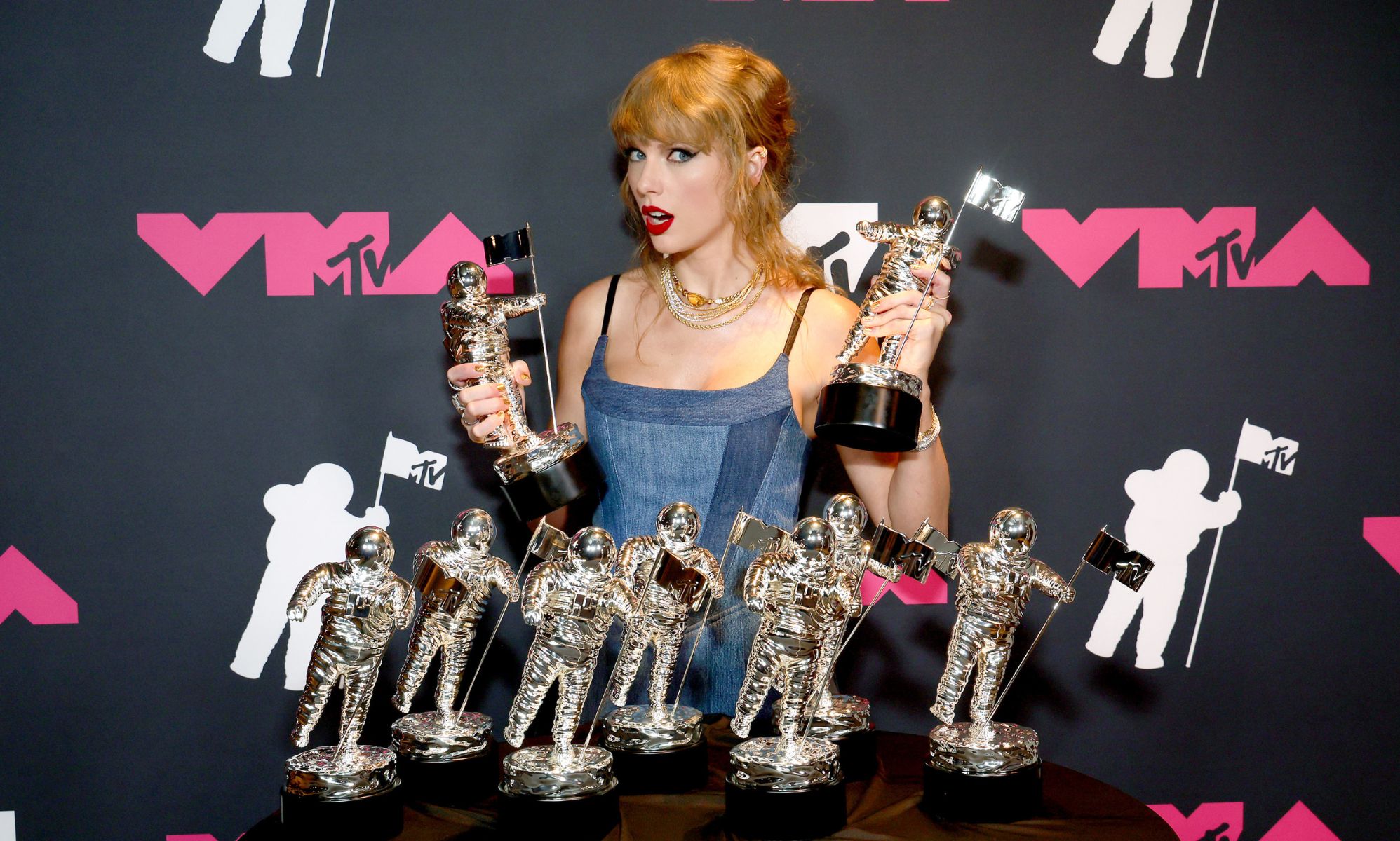 Taylor Swift and Olivia Rodrigo quash feud rumours at MTV VMAs