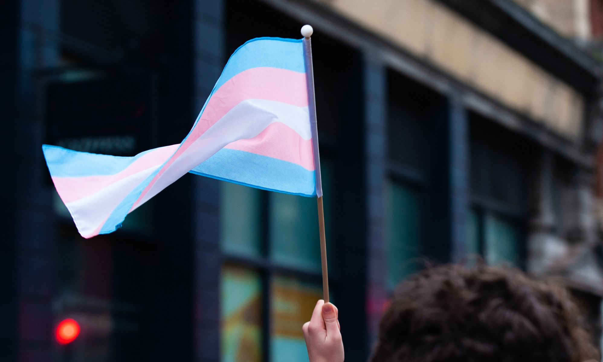 Trans Rabbi writes heart-warming letter to Jewish trans teen | PinkNews