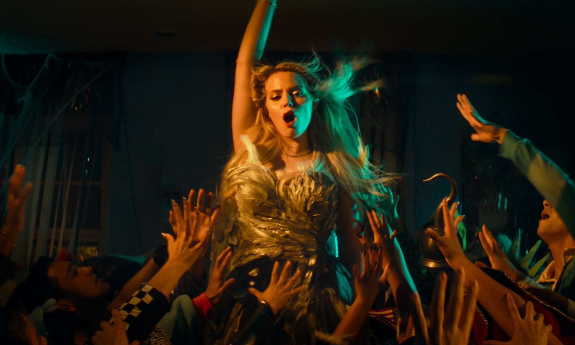 Mean Girls trailer arrives with queer star Reneé Rapp as Regina