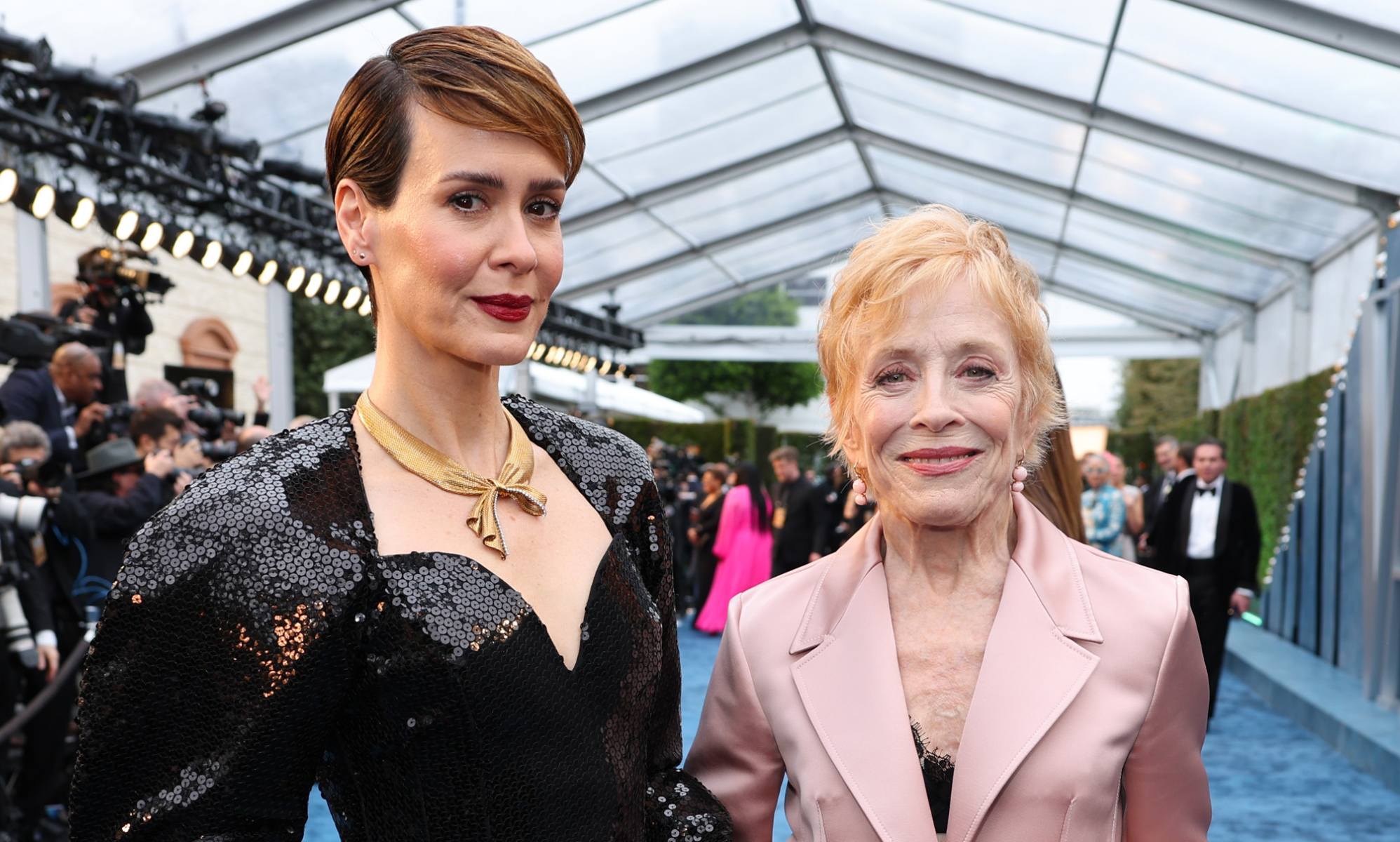 Sarah Paulson gushes over girlfriend Holland Taylor: 'I'm very lucky'