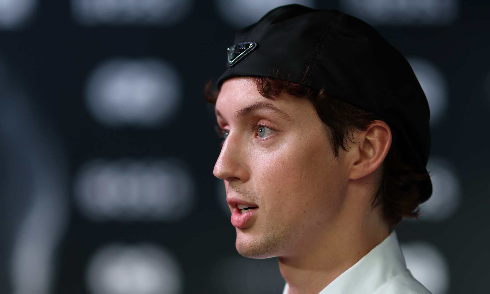 Troye Sivan celebrates his femininity after winning Man of the Year