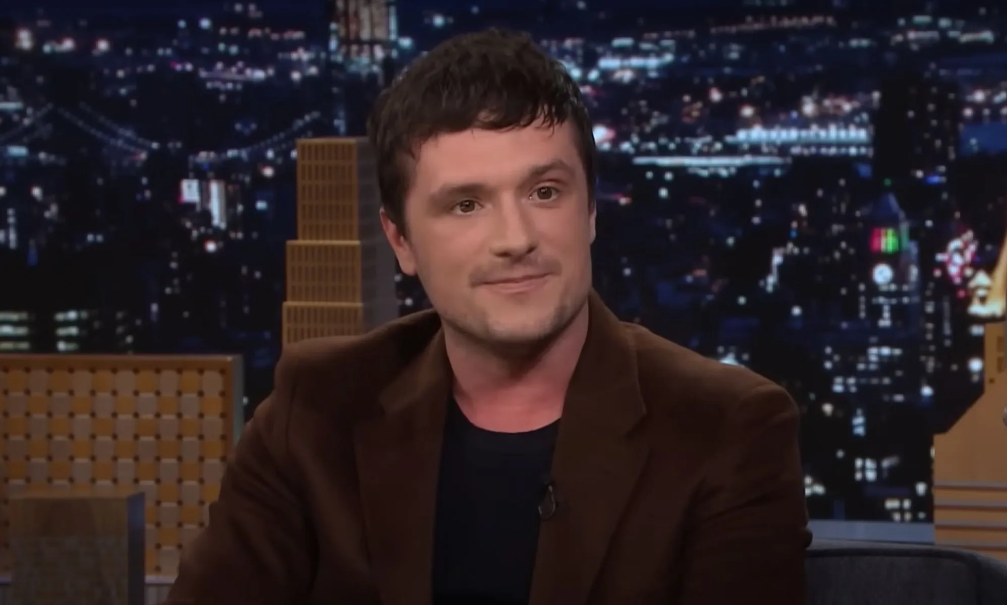 Josh Hutcherson's brother and boyfriend had to explain 'Whistle' meme