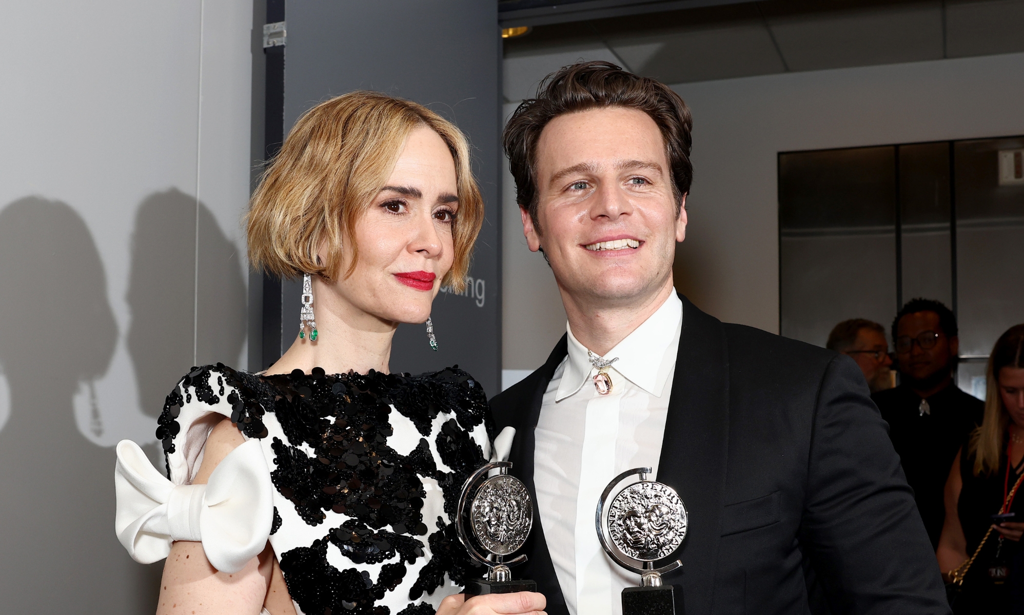 Jonathan Groff thanks 'soulmate' Daniel Radcliffe at Tony Awards