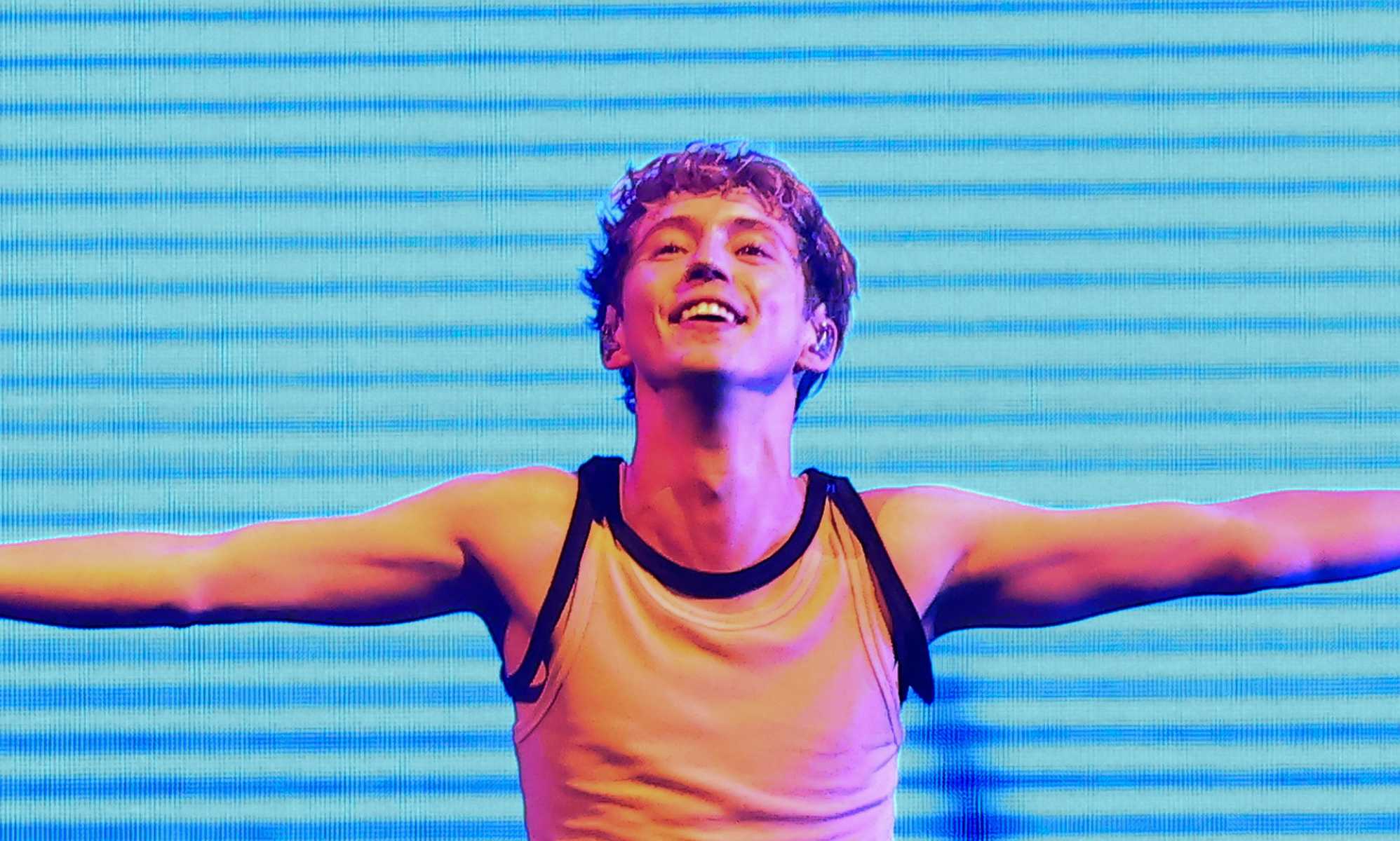 Troye Sivan: the products used to create his iconic drag look