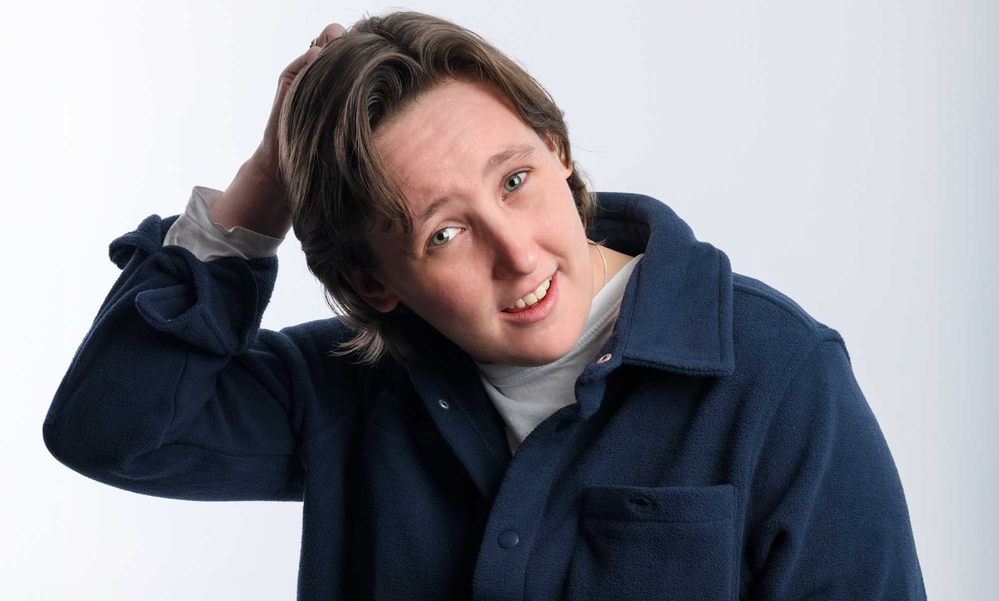 Mhairi Black to 'pull back curtain' on Westminster in comedy show