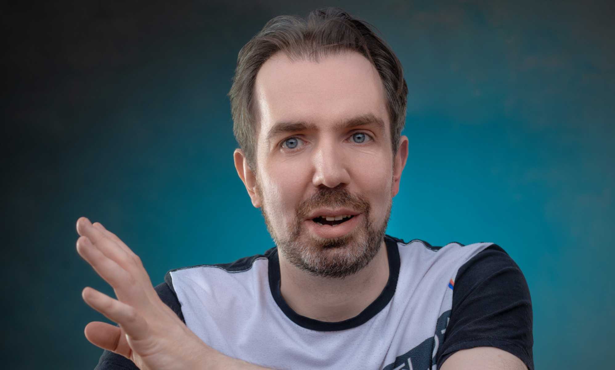 Man with 19 inch 'world's longest penis' exposed as a fake | PinkNews