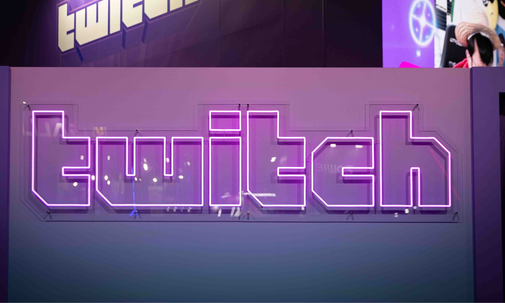 Black streamer ExoHydraX accuses Twitch of racism after hot tub ban