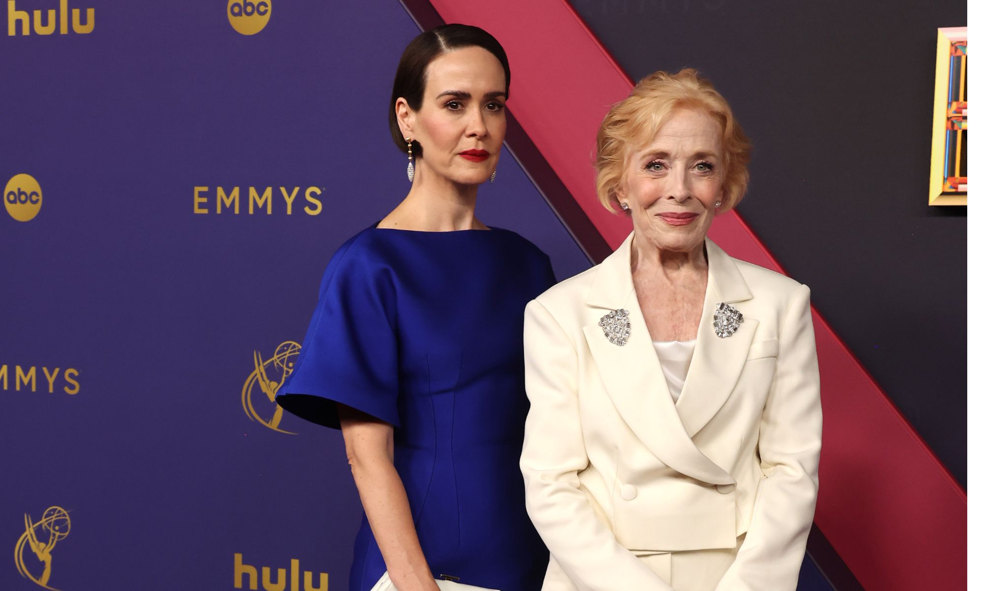 Sarah Paulson thanks partner Holland Taylor in Tony Award speech