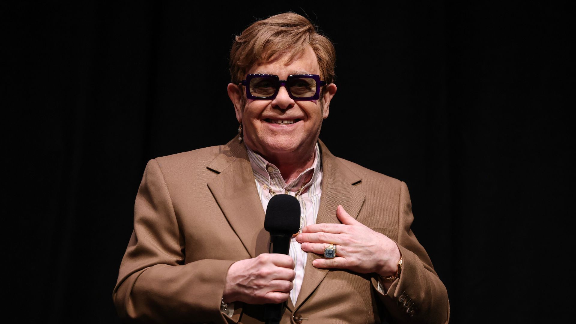 Elton John becomes Disney Legend | PinkNews
