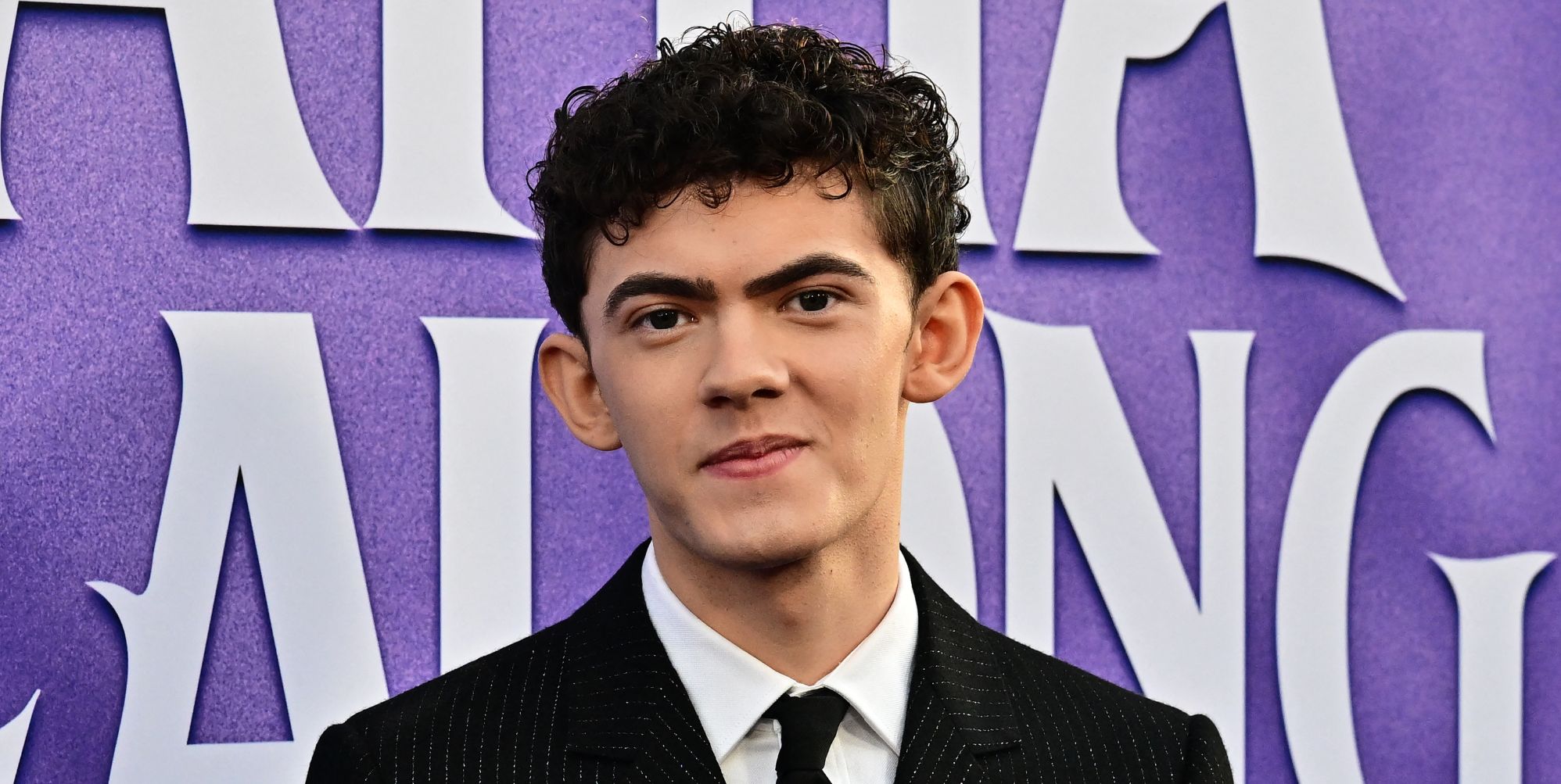Heartstopper star admits hiding face when passing teens or gays