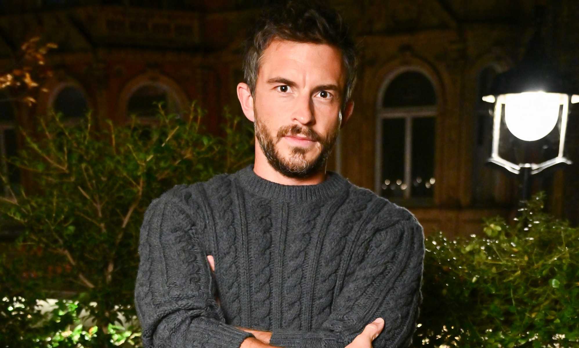 Jonathan Bailey's steamy 'drink your milk' ad supports LGBT charity