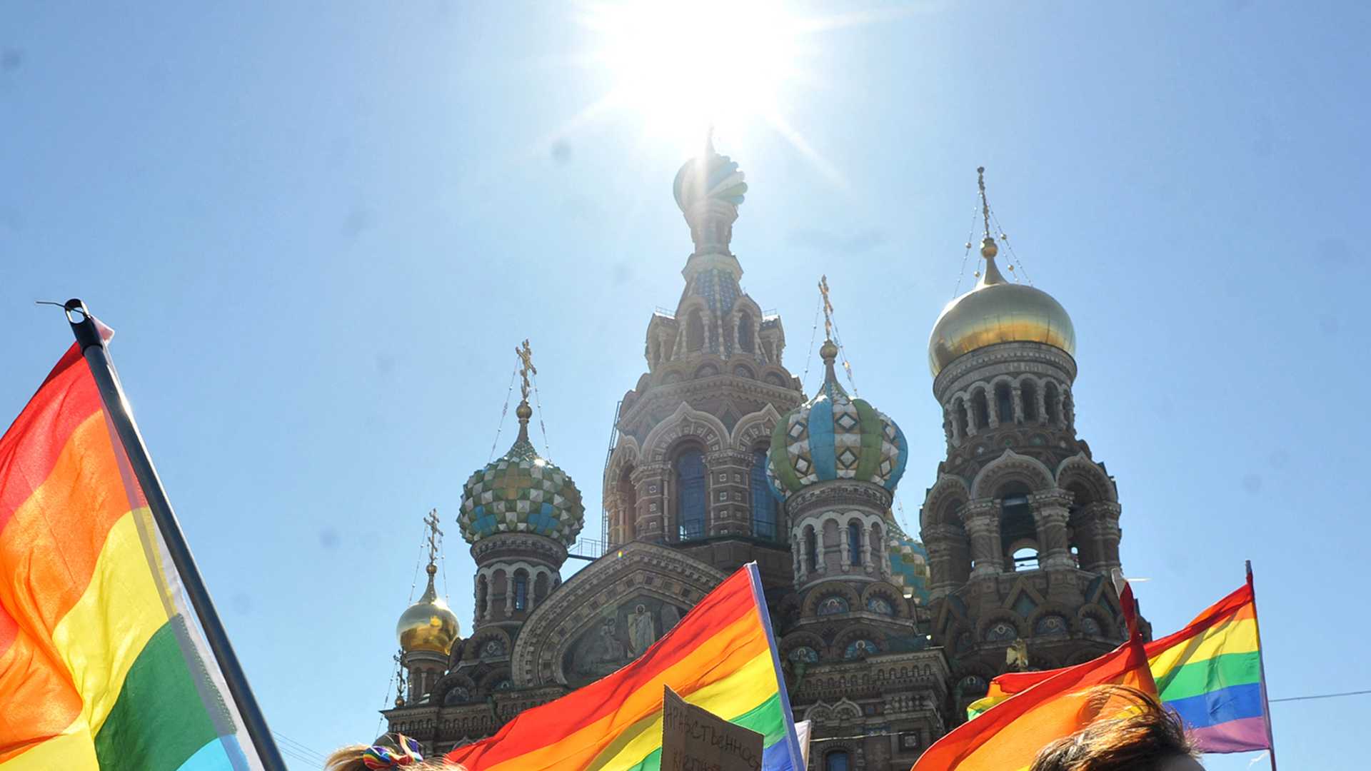 Russia 'creating database of LGBTQ+ citizens', new report claims