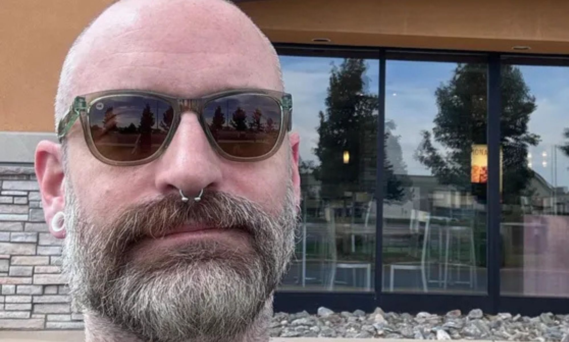 Gay DJ and hairstylist dies after violent robbery in Washington DC