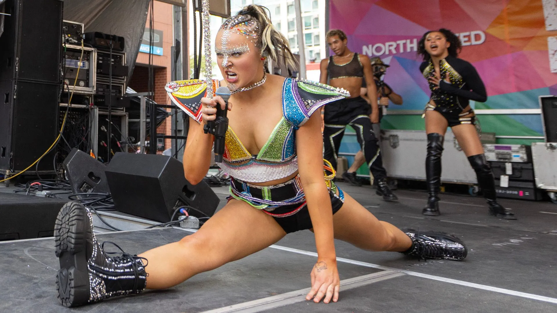 JoJo Siwa's lesbian 'Karma' music video sets the internet alight