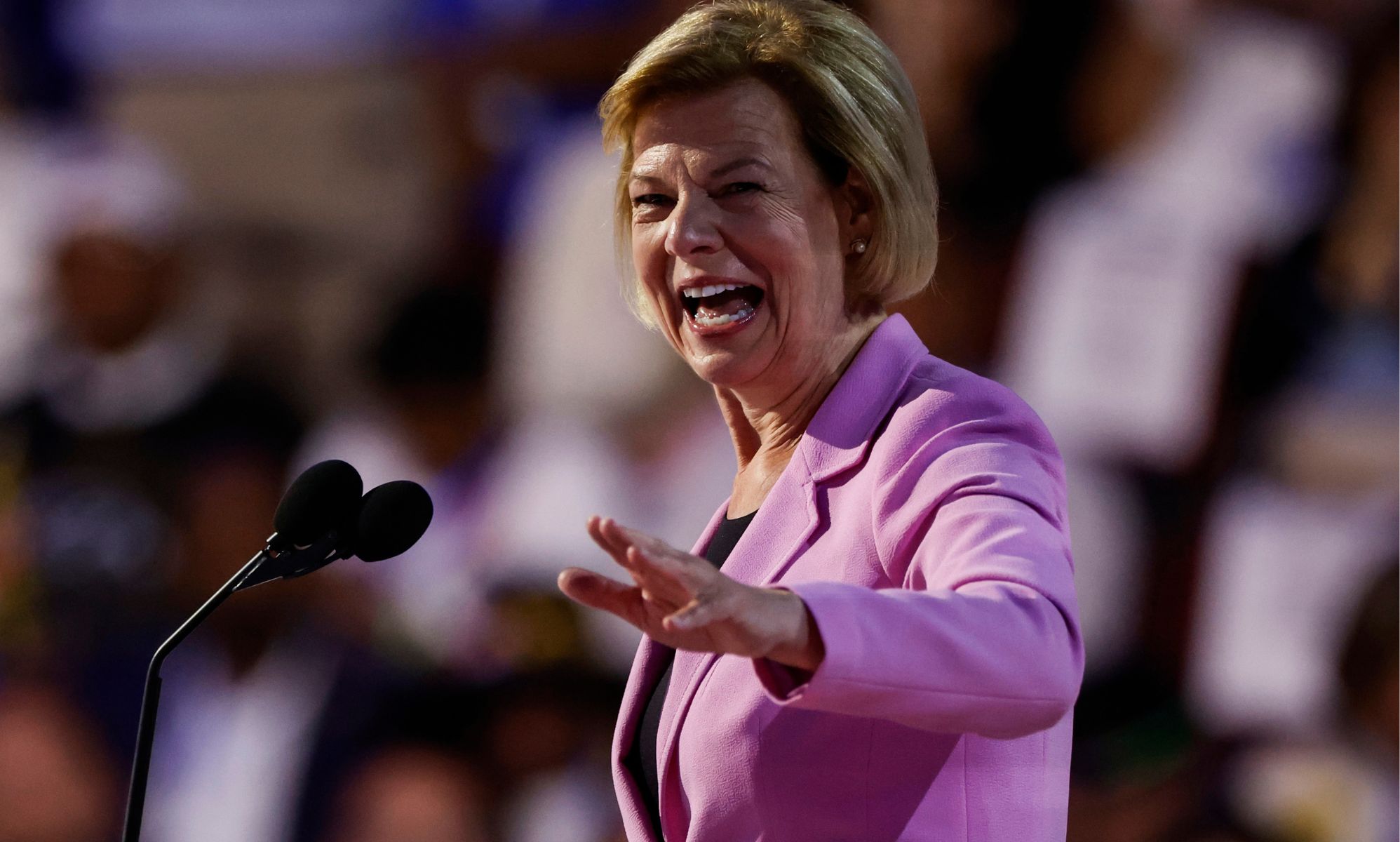 Lesbian senator Tammy Baldwin wins re-election