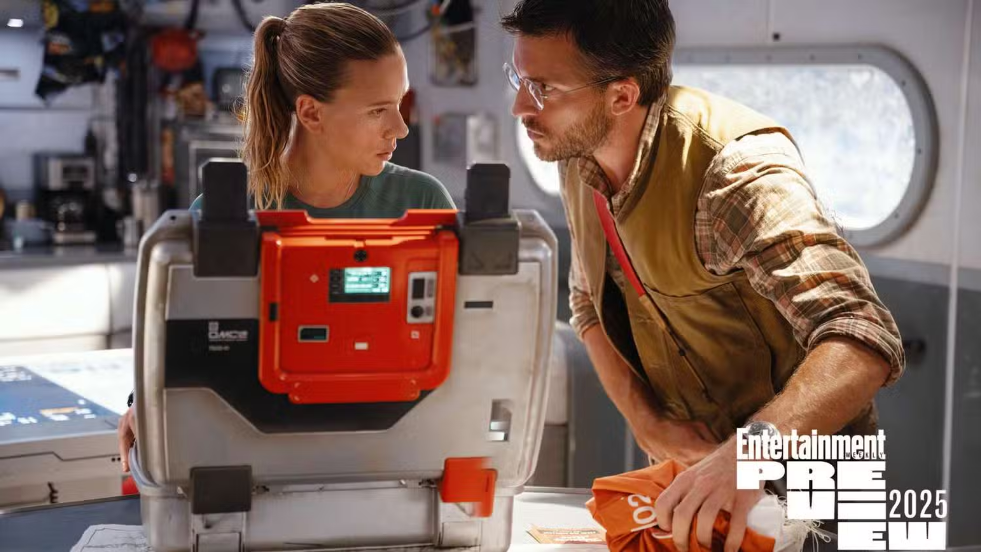 Fans praise Jonathan Bailey's new look in Jurassic World Rebirth