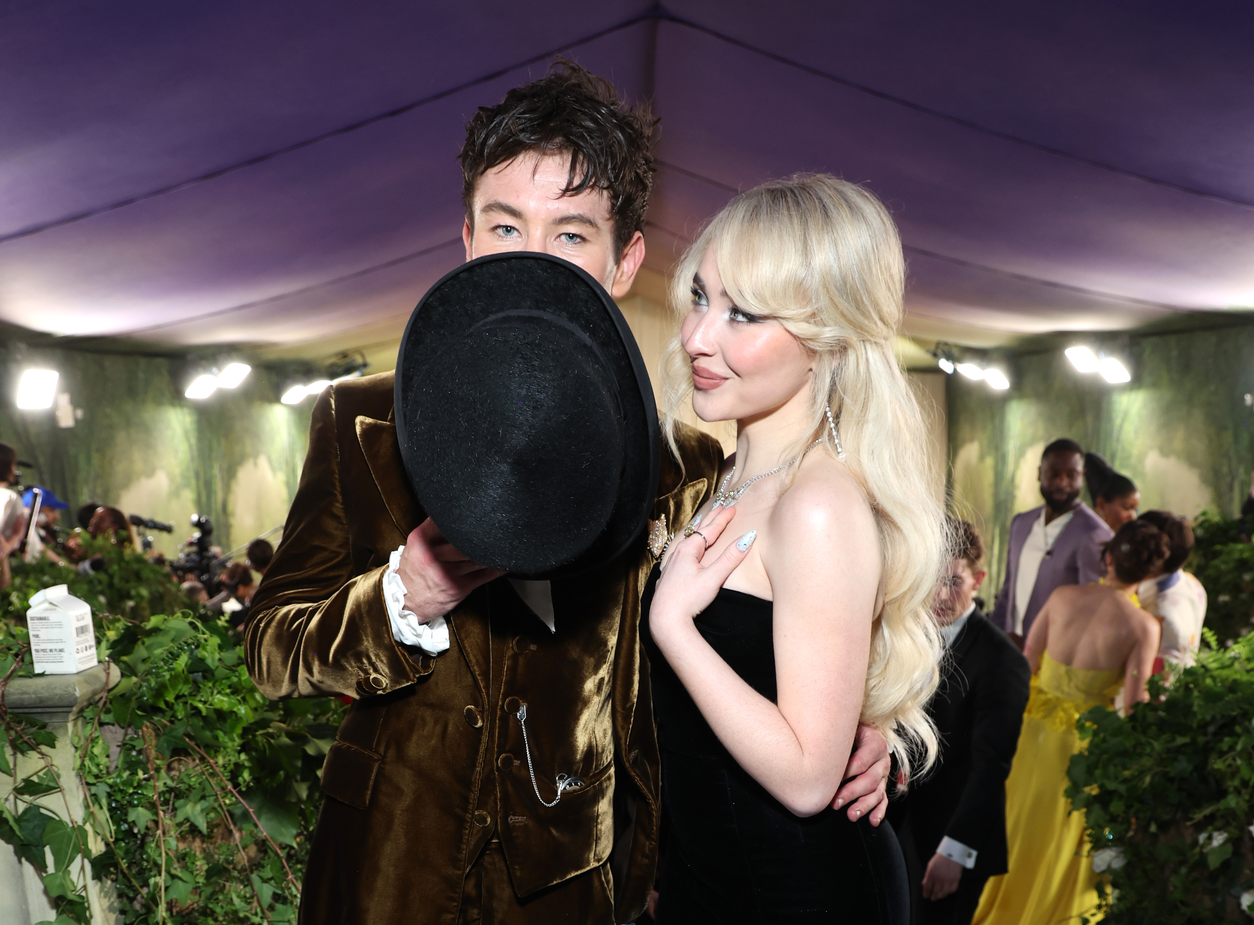 Inside Sabrina Carpenter's Short n' Sweet Tour opening scene