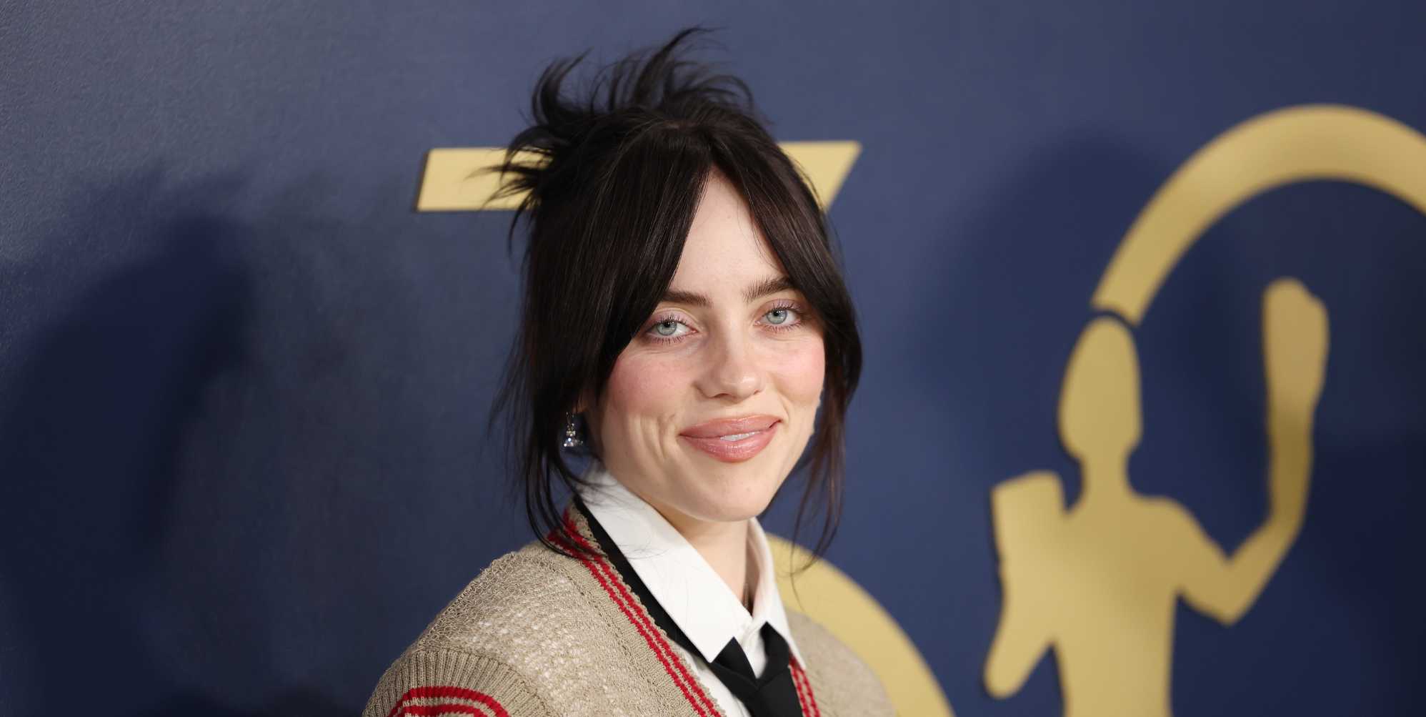 Billie Eilish urges billionaires to 'give your money away, shorties'