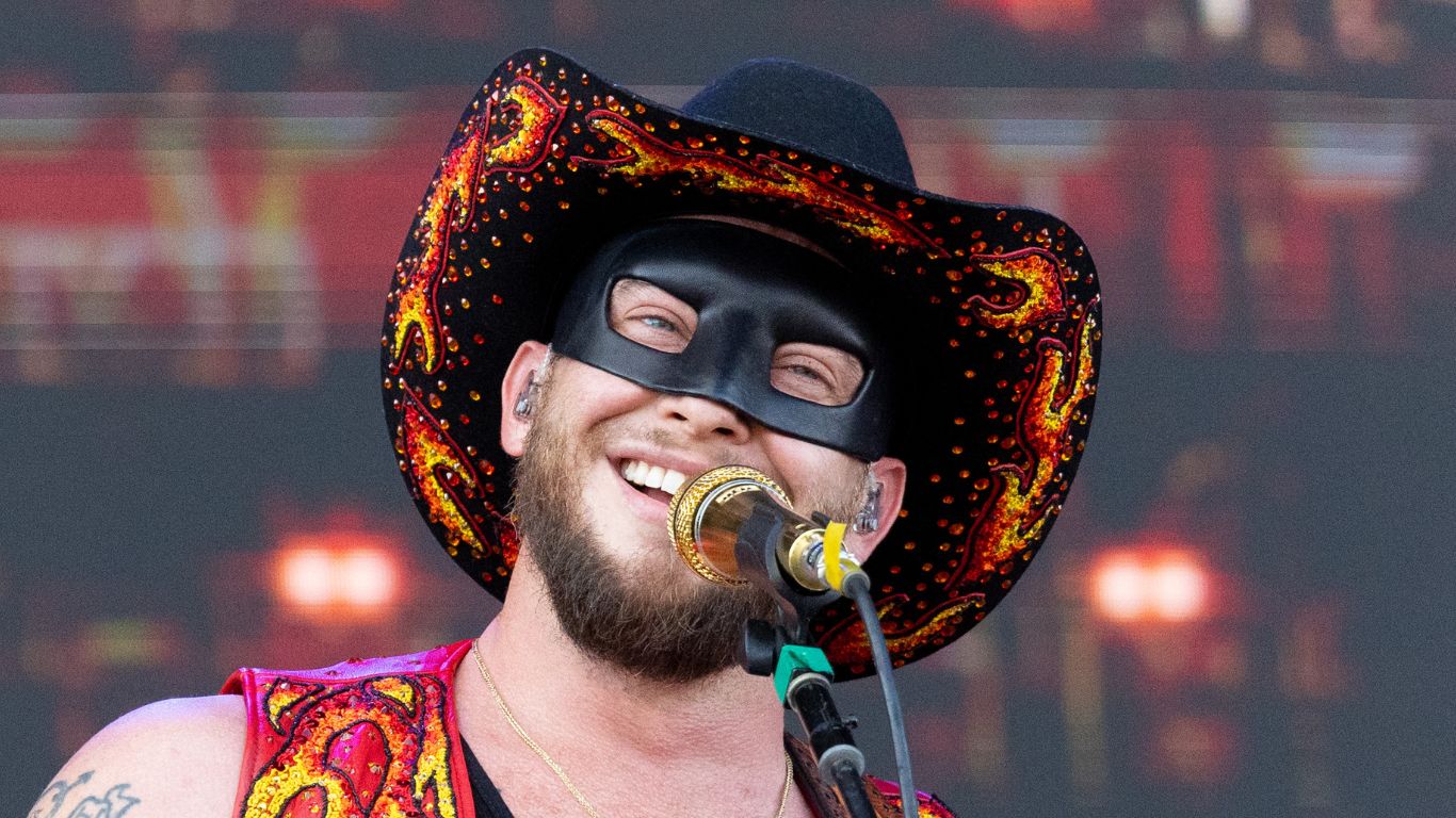 Orville Peck loses his signature mask in Cabaret rehearsals