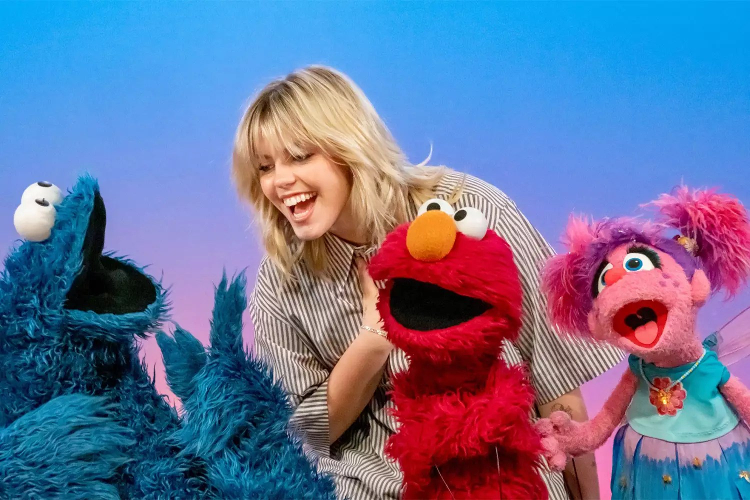 Reneé Rapp sings with Elmo in surreal Sesame Street trailer