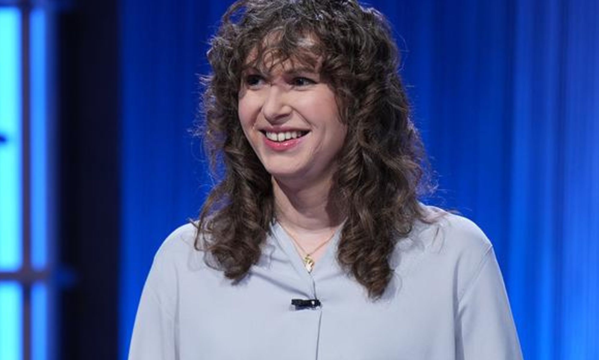 Trans Jeopardy! champ Amy Schneider ties the knot with girlfriend