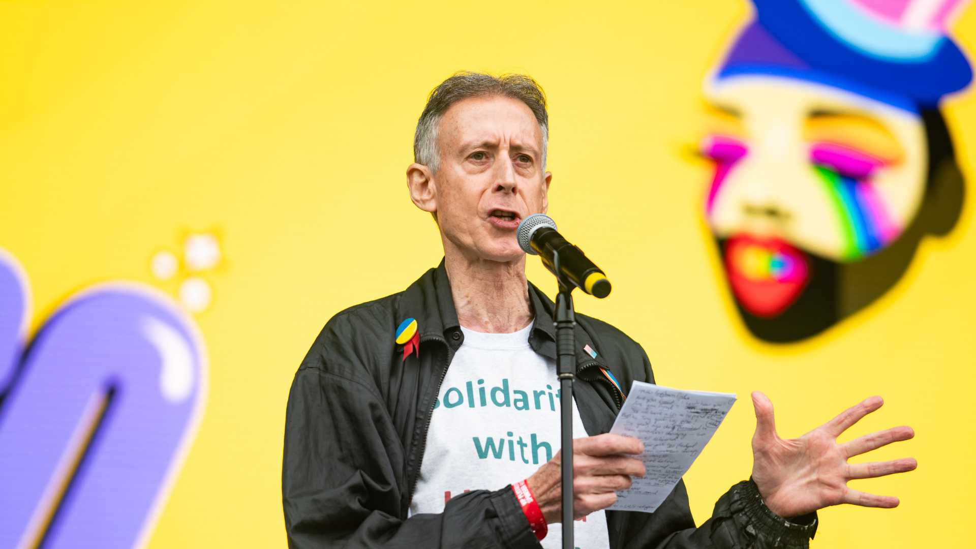 Peter Tatchell arrested over ‘globalise the intifada’ placard