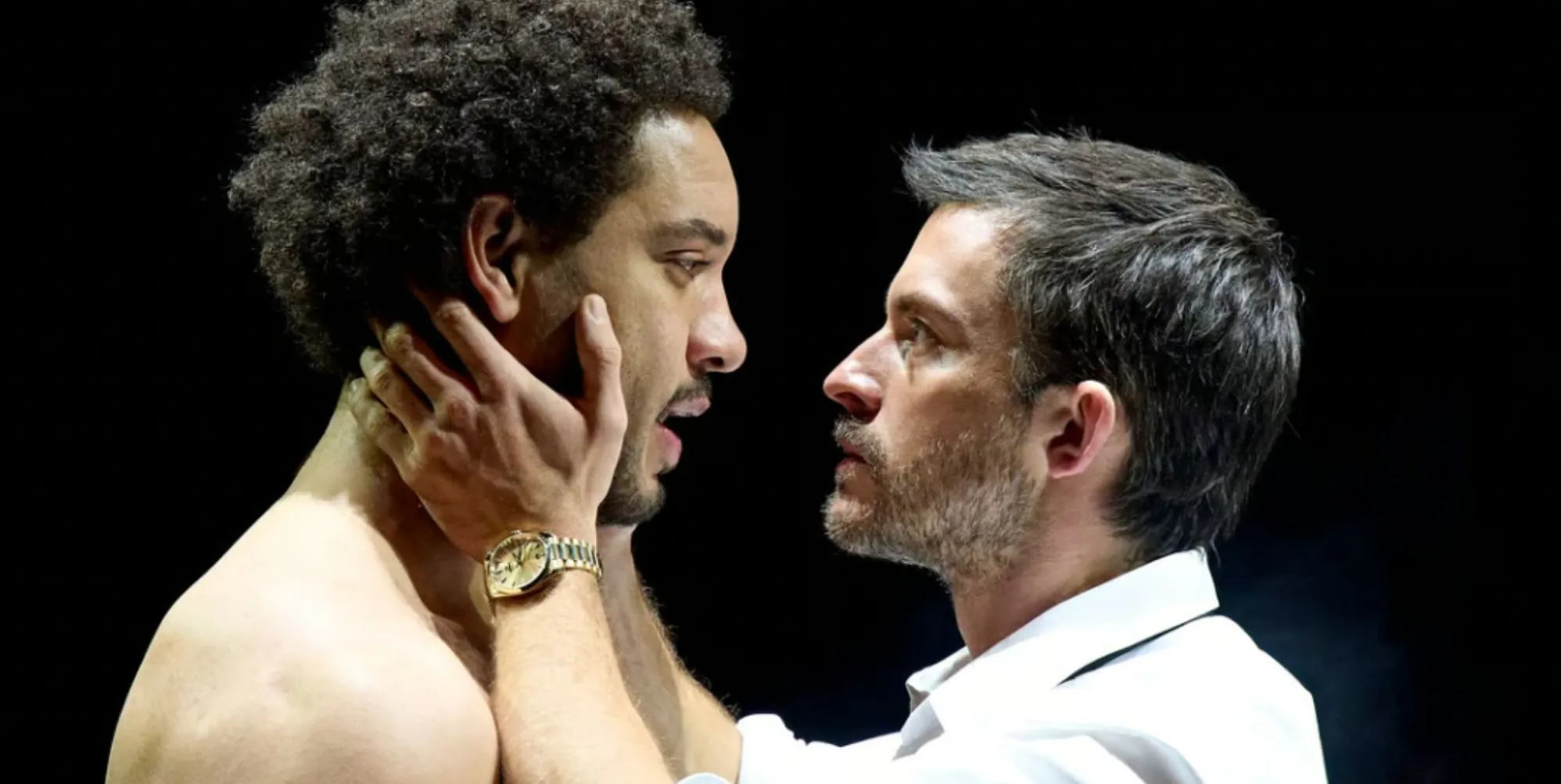 Jonathan Bailey is gorgeous geek in Jurassic World Rebirth trailer