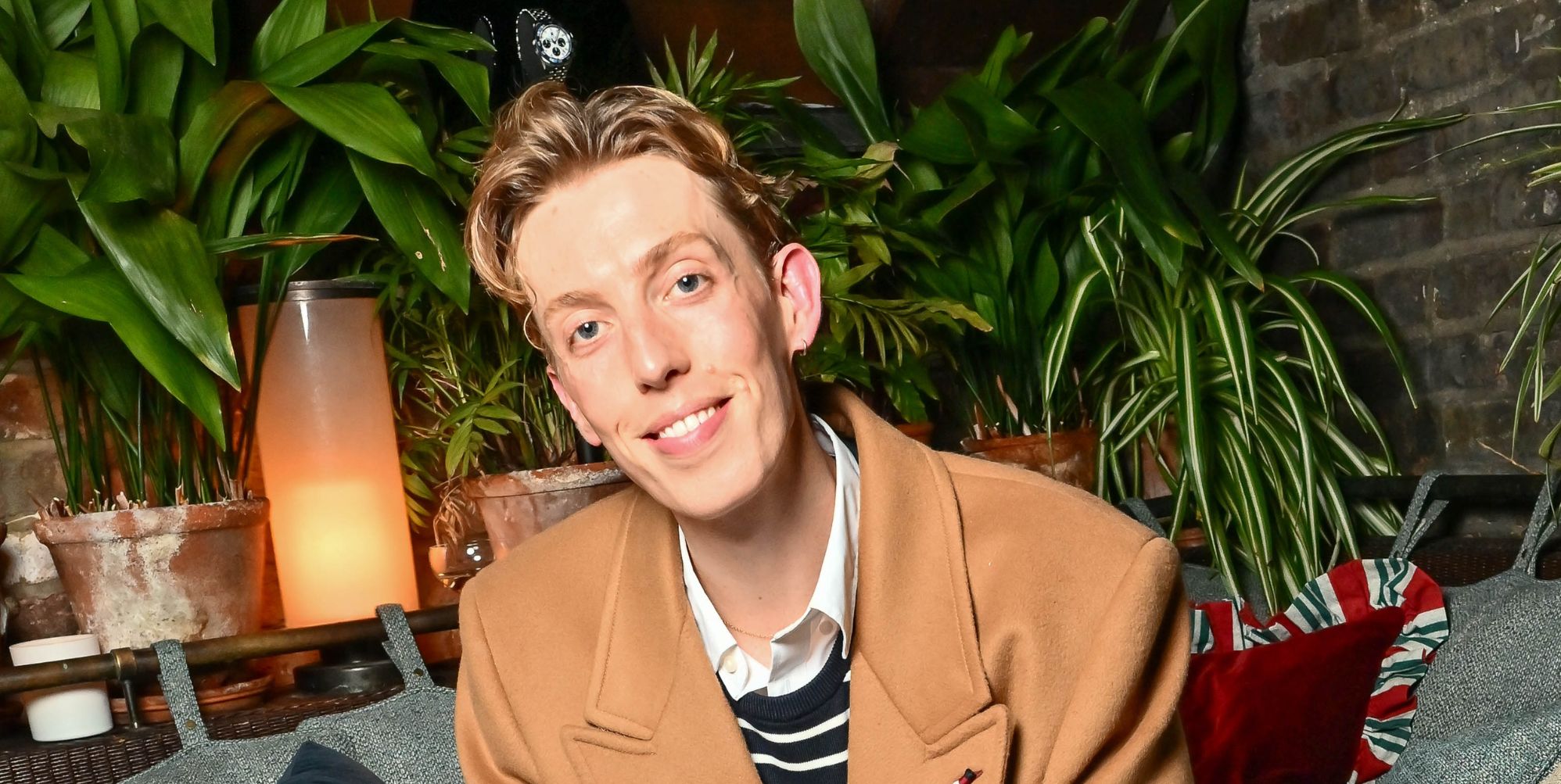 Gay actor Derek Jacobi reflects on coming out to his mother decades ago