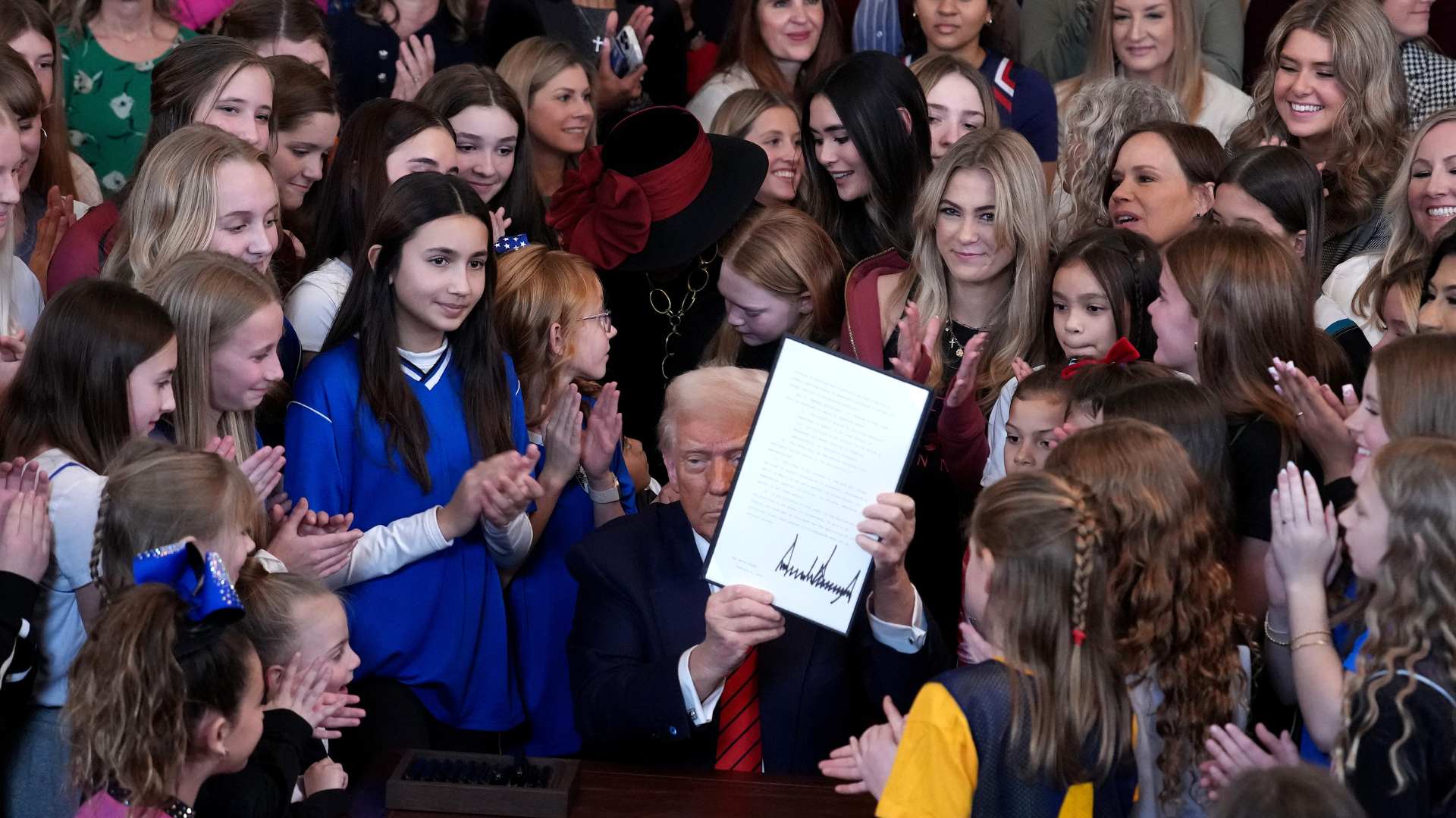 Janey Godley receiving end of life care for terminal cancer