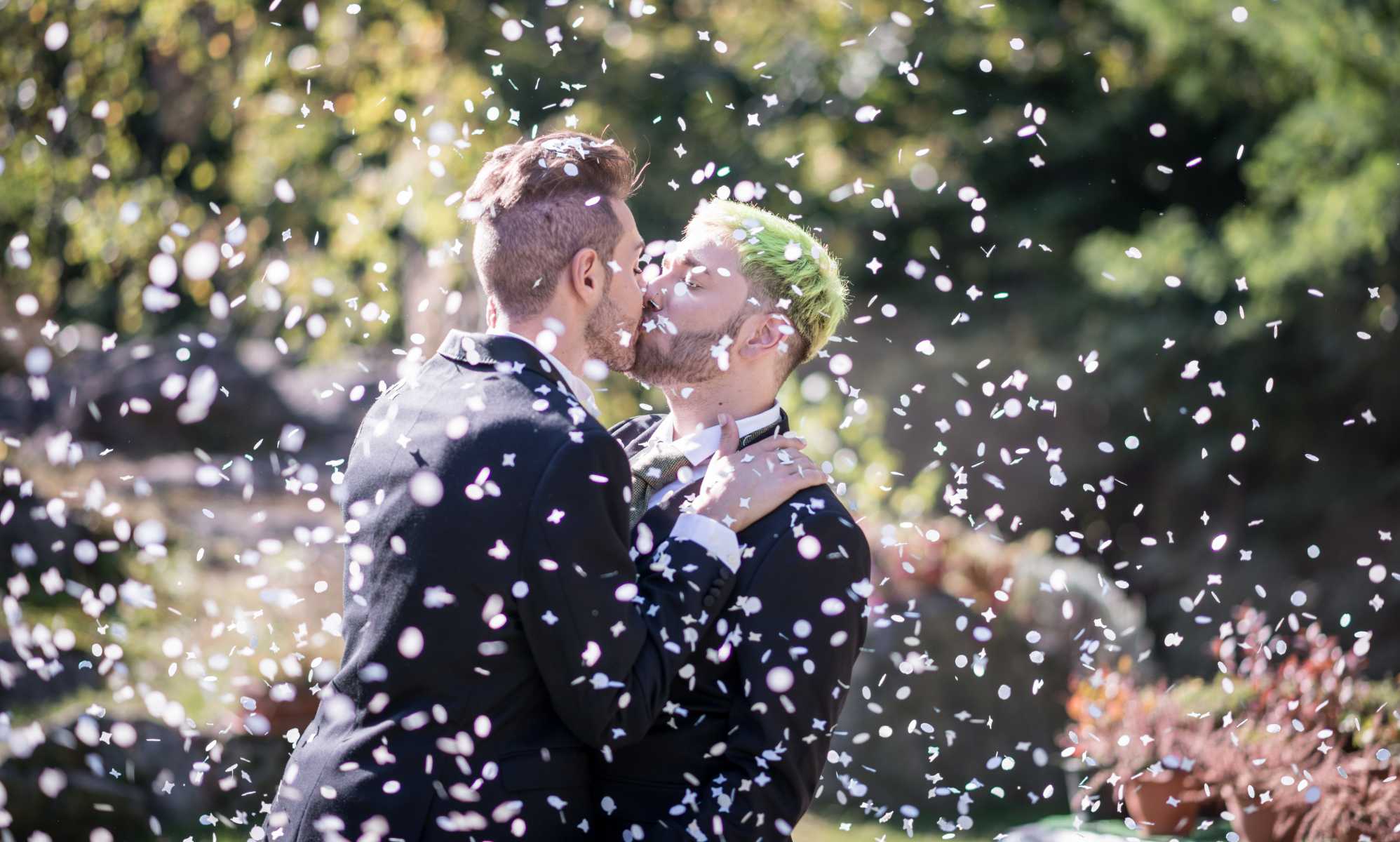 Nine US states are now trying to overturn equal marriage