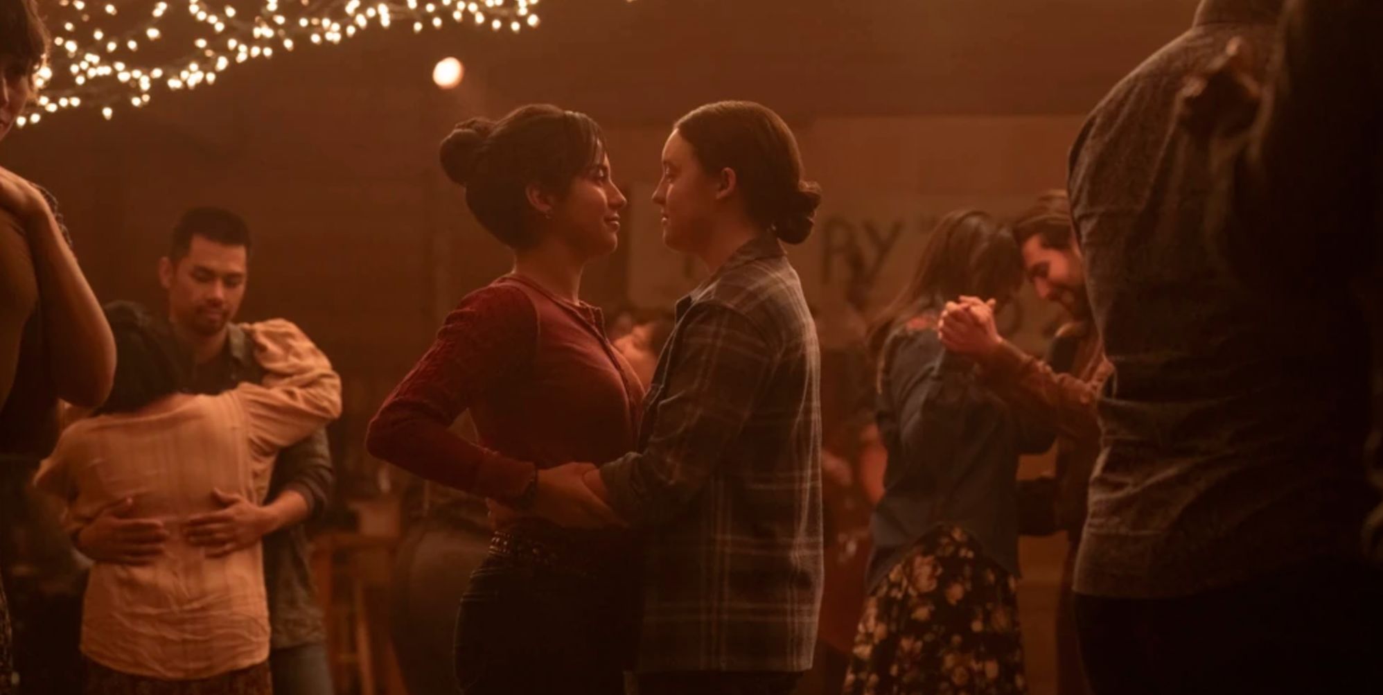 Fans fume as Ellie and Dina sex scene cut from The Last of Us
