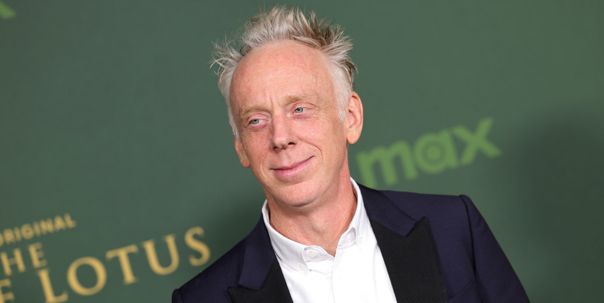 The White Lotus star on sapphic vibes between Chelsea and Chloe