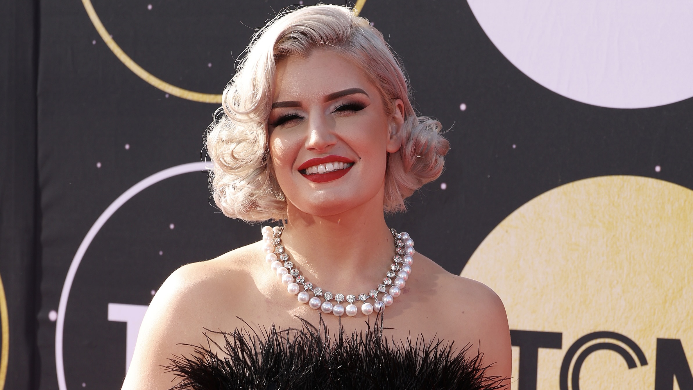 LGBT wrestling couple Jetta and Charlie Morgan team up for Progress