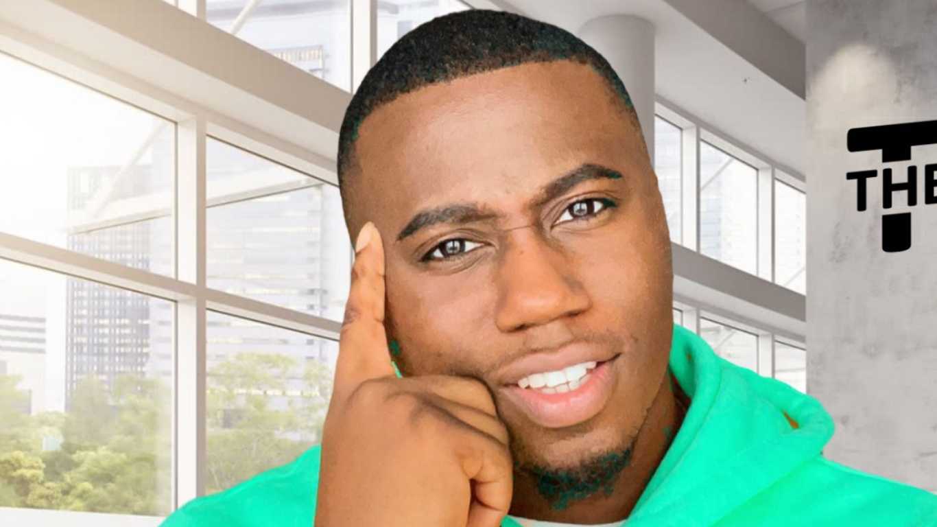 Heartstopper creator: Darcy being non-binary a 'natural evolution'