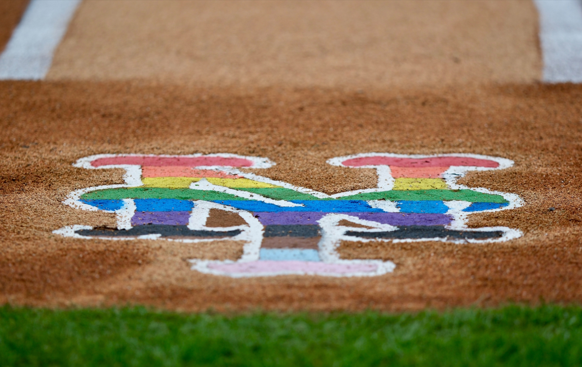 Homophobes are raging about the Mets flying a Pride flag