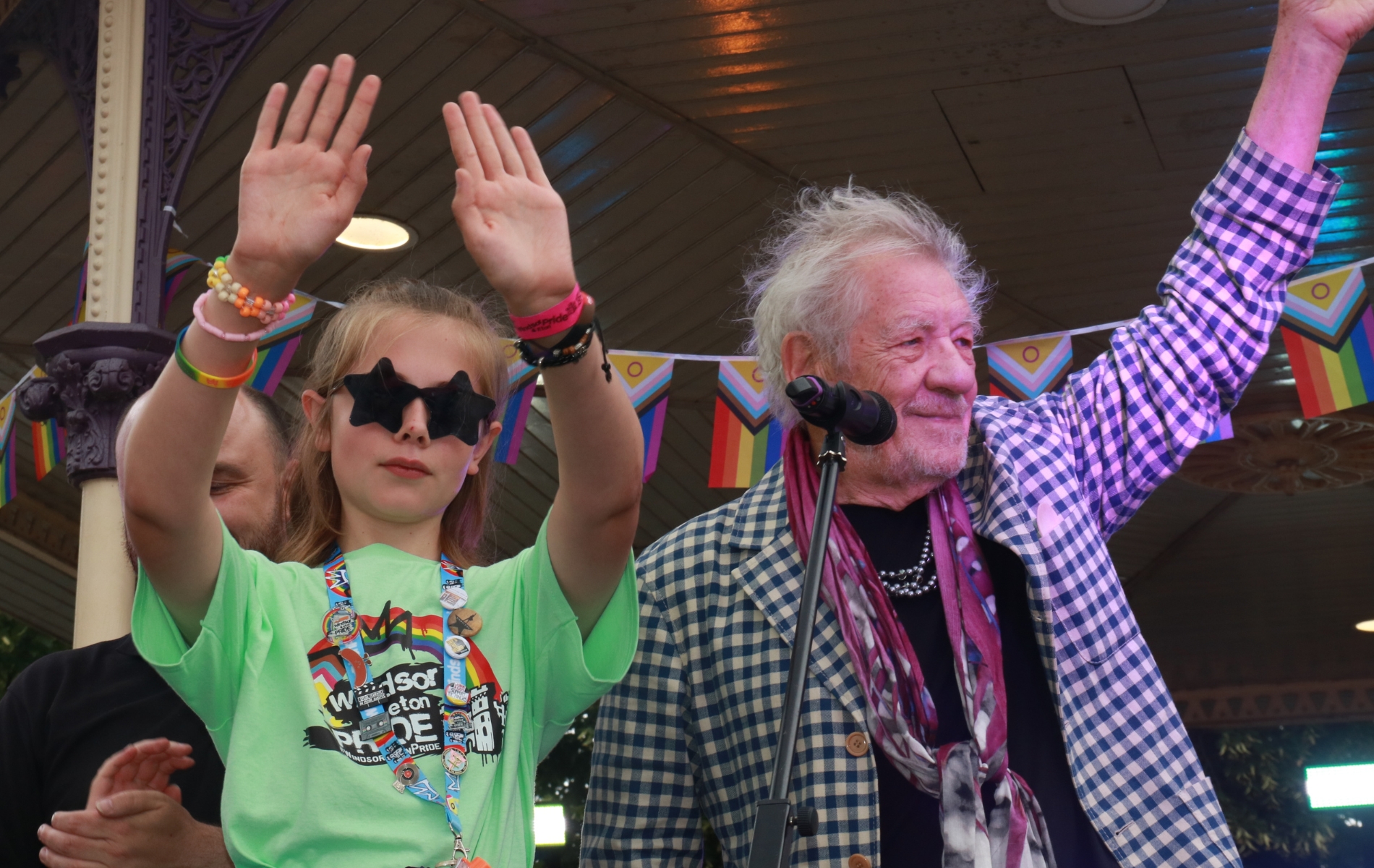 Sir Ian McKellen gives health update two months after stage fall