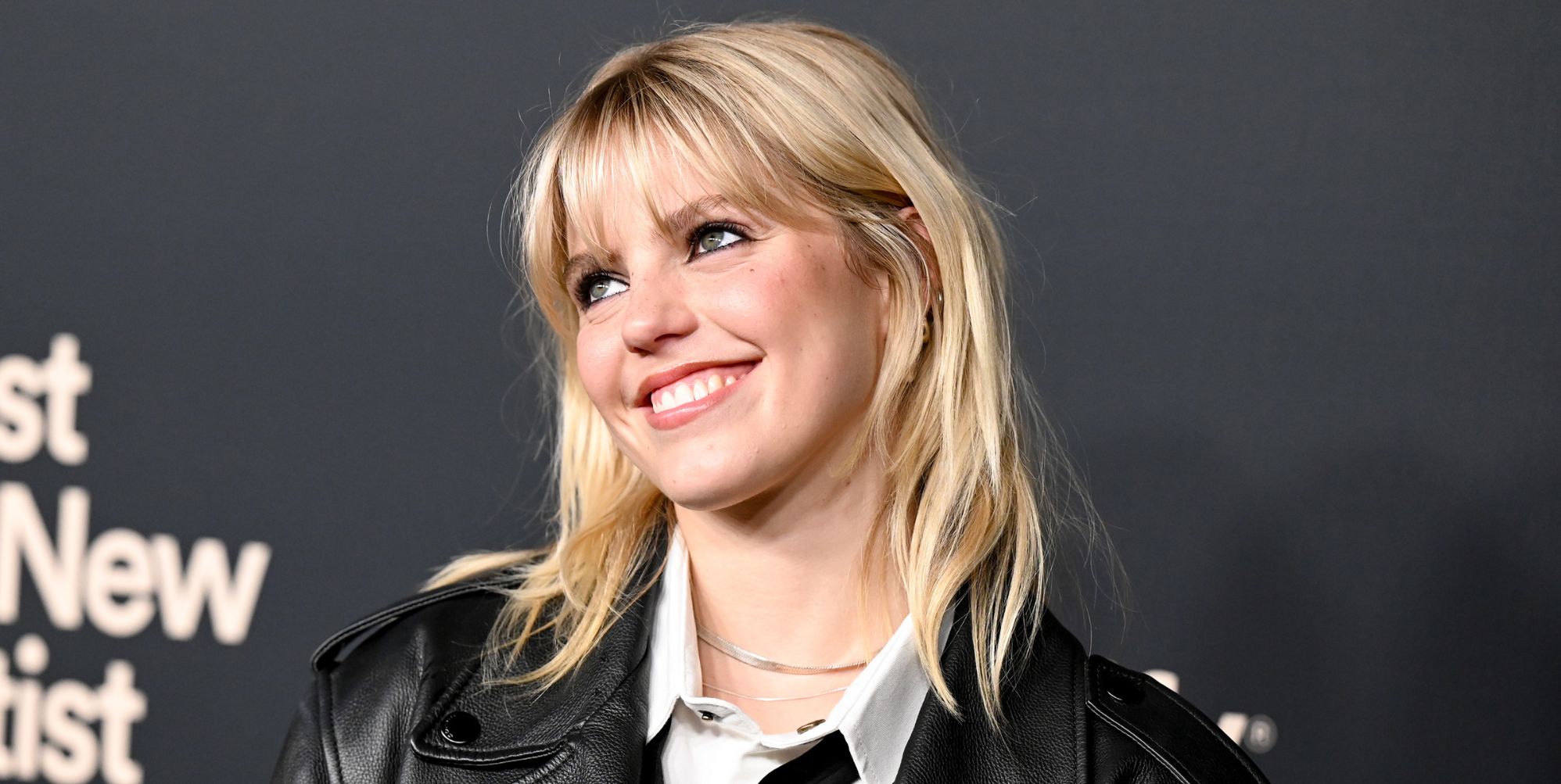 Reneé Rapp wants girlfriend Towa Bird to 'ruin her life' on 'Shy'